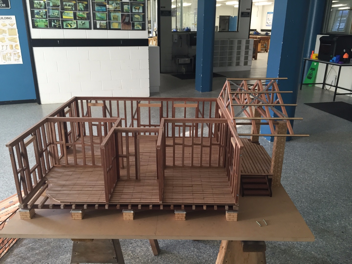 Scale House : 24 Steps (with Pictures) - Instructables