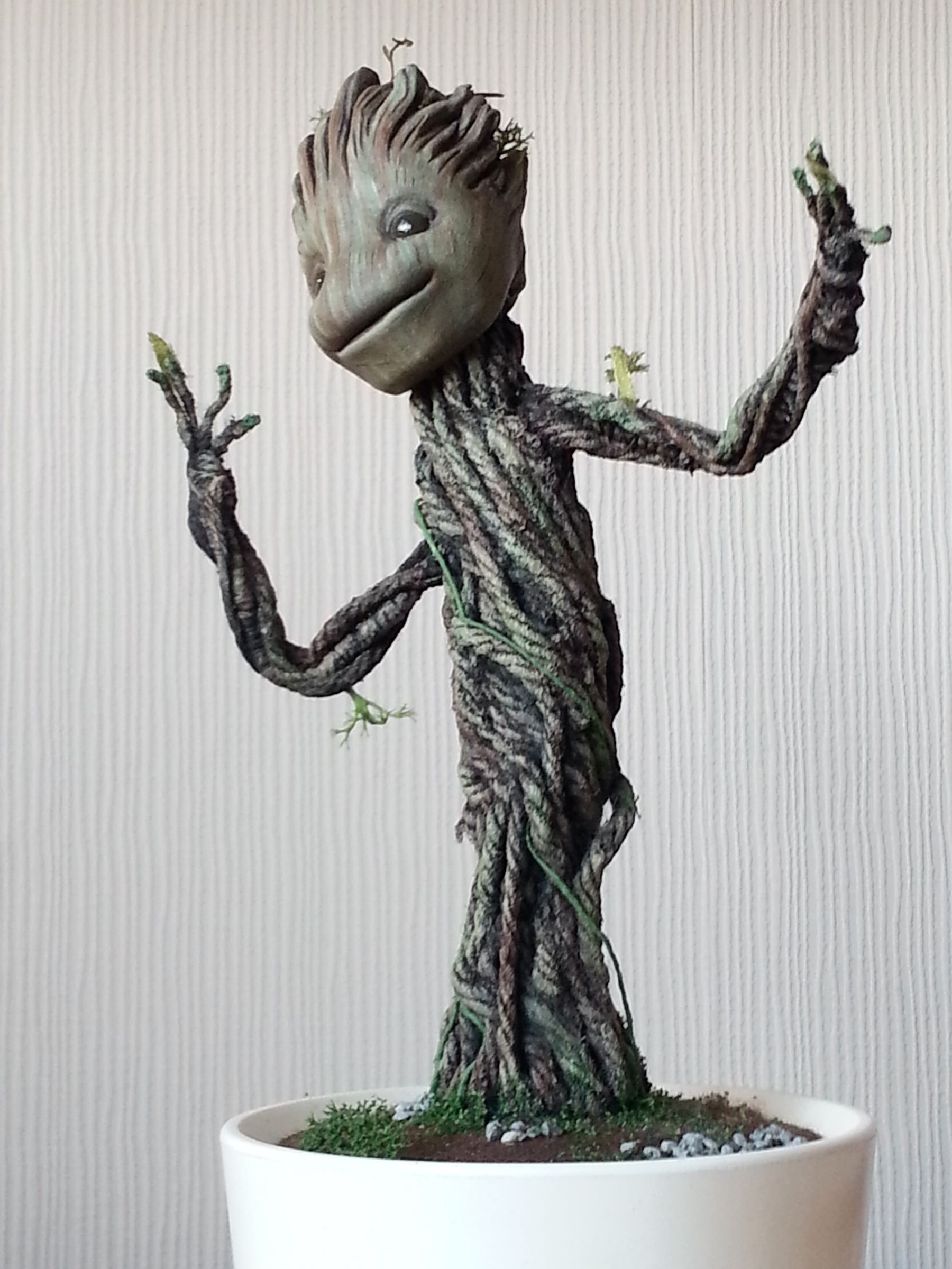 Dancing Groot From Guardians of the Galaxy. Actually Dances! TUTORIAL ...