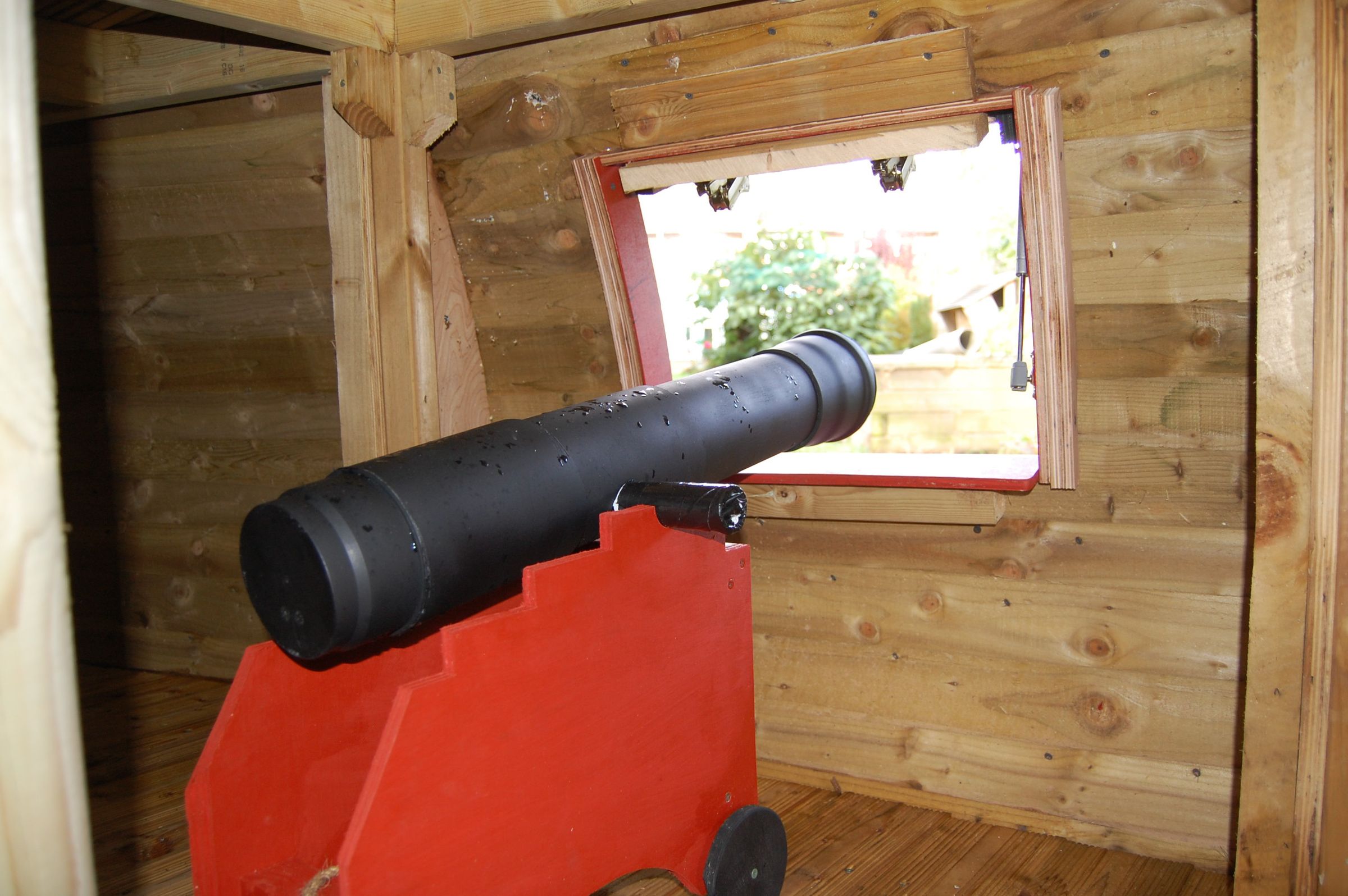 How to Make Your Own Pirate Ship Playhouse : 9 Steps (with Pictures ...