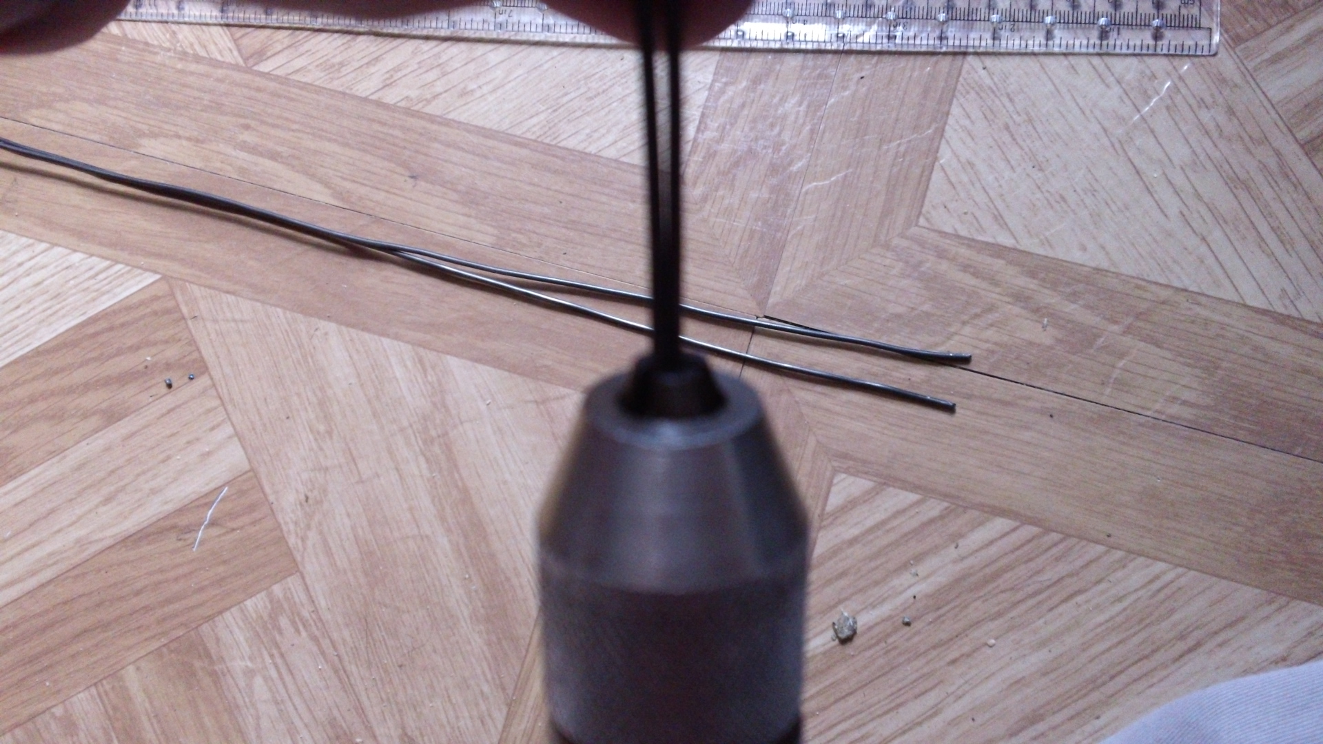 Basics of Twisting Wire for Jewelry : 4 Steps (with Pictures ...