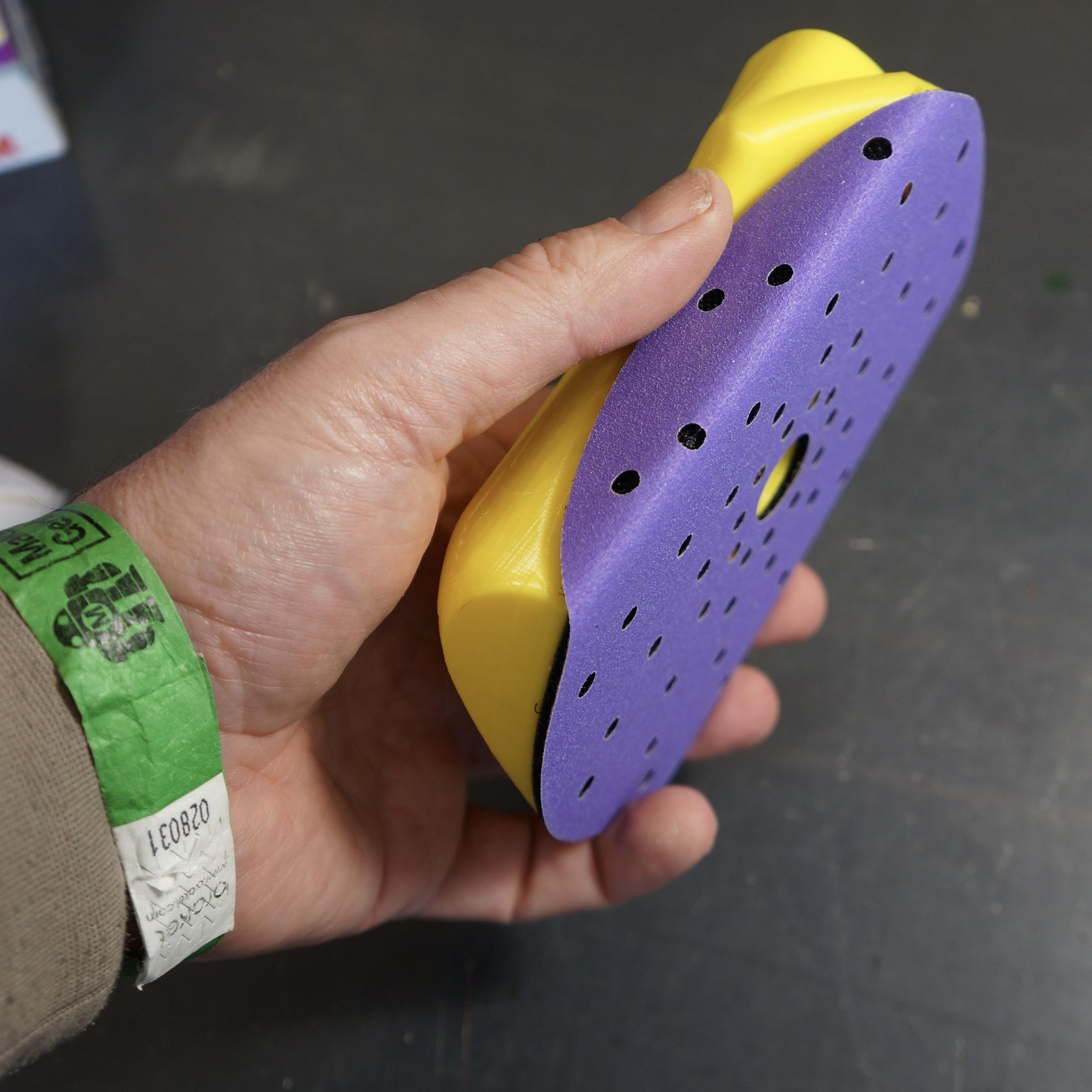 Hand Sanding Block With Dust Extraction : 8 Steps (with Pictures ...