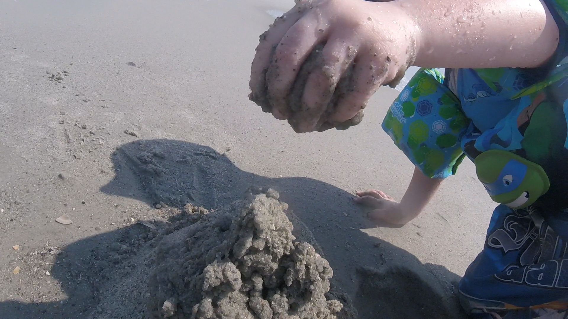 Dribble Castle Sandcastle : 7 Steps (with Pictures) - Instructables