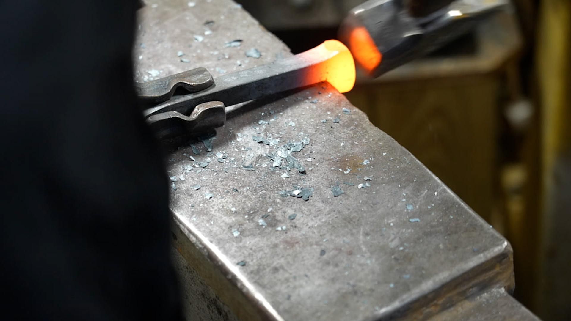 Making a C-Clamp From a Railroad Spike : 13 Steps (with Pictures ...