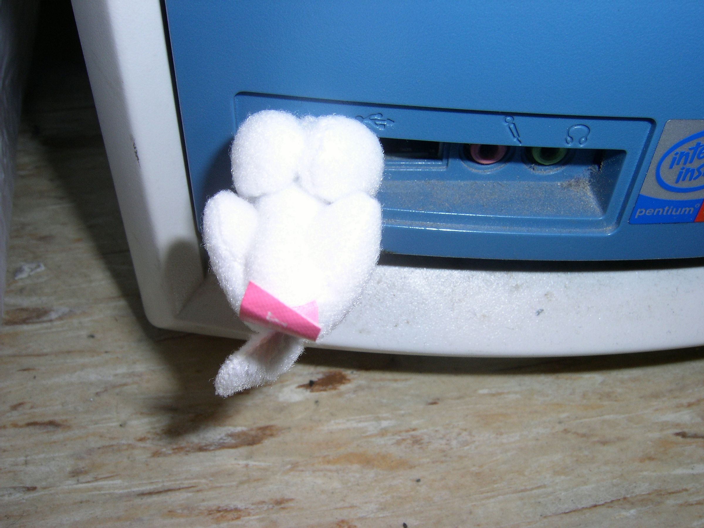 Make Your Own USB Flash Drive : 6 Steps - Instructables