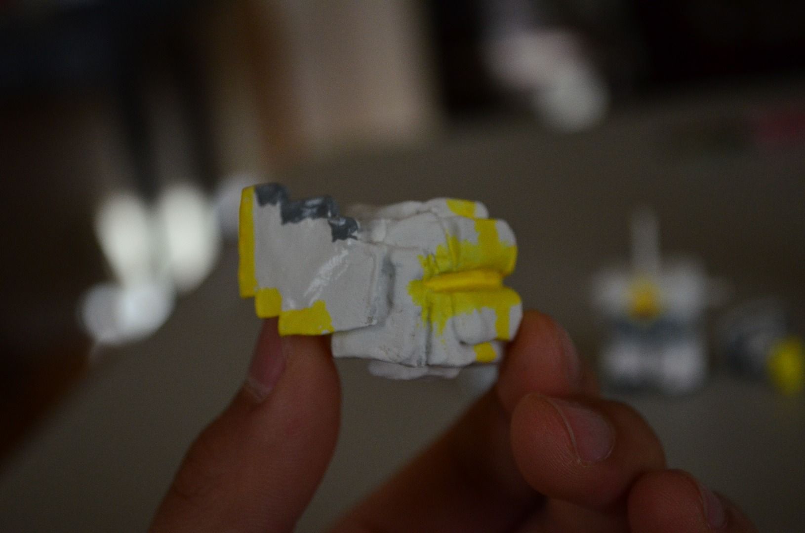 Voxellated Terraria - Silver Armor Player (Clay) : 8 Steps - Instructables