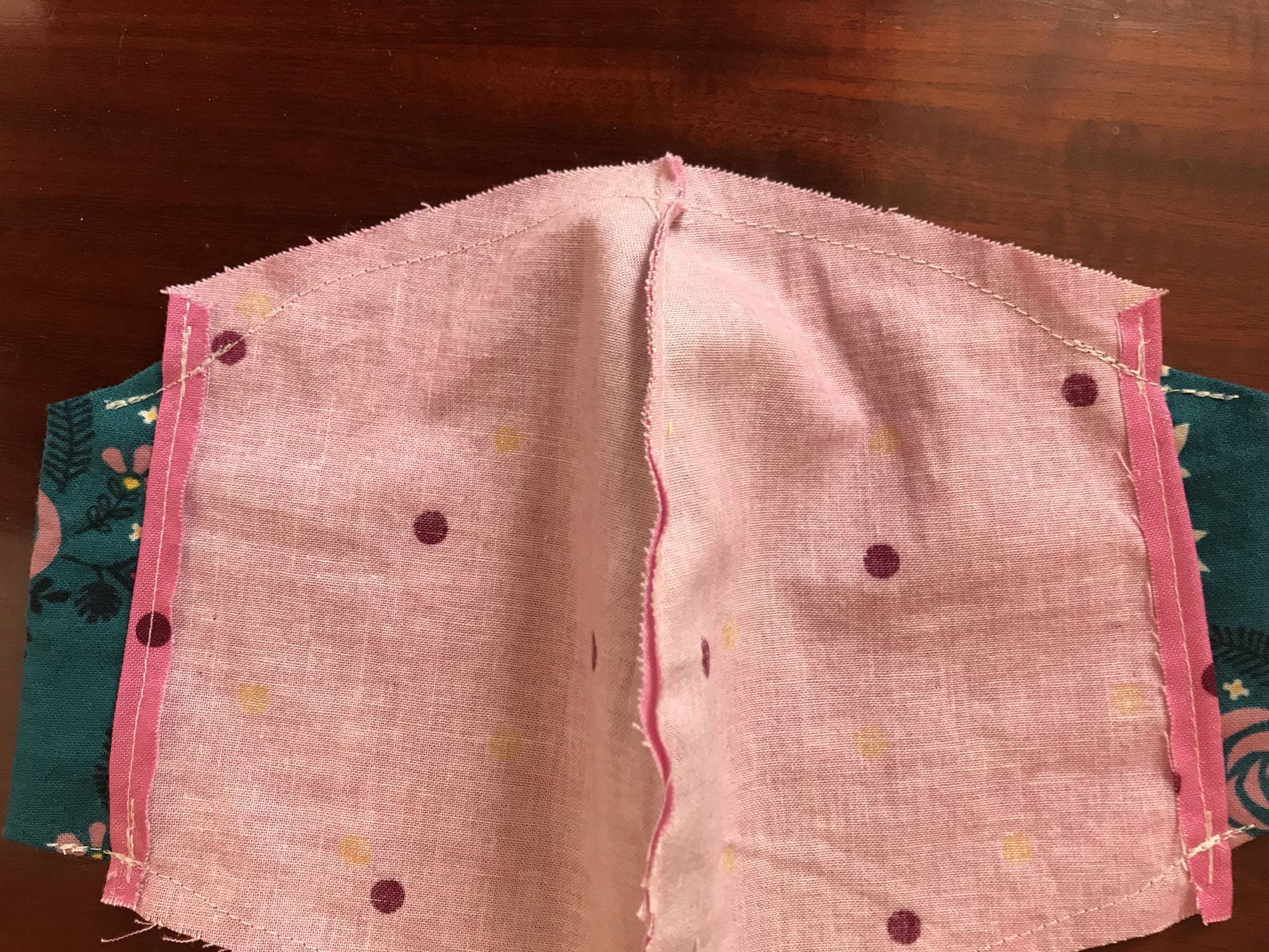 How to Sew Face Masks at Home for Healthcare Workers (by Harriet&Ginger ...