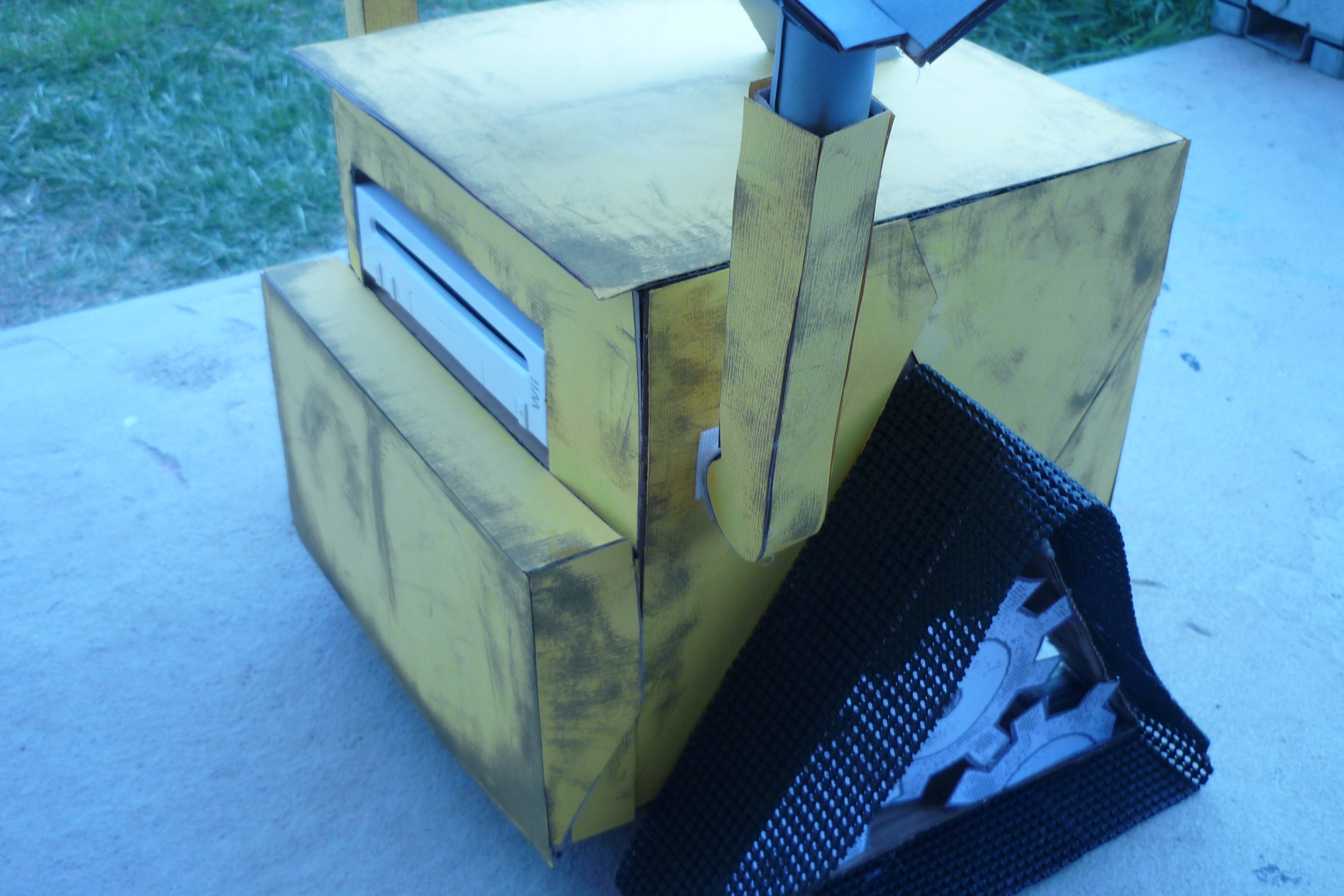 WII WALL-E! : 11 Steps (with Pictures) - Instructables