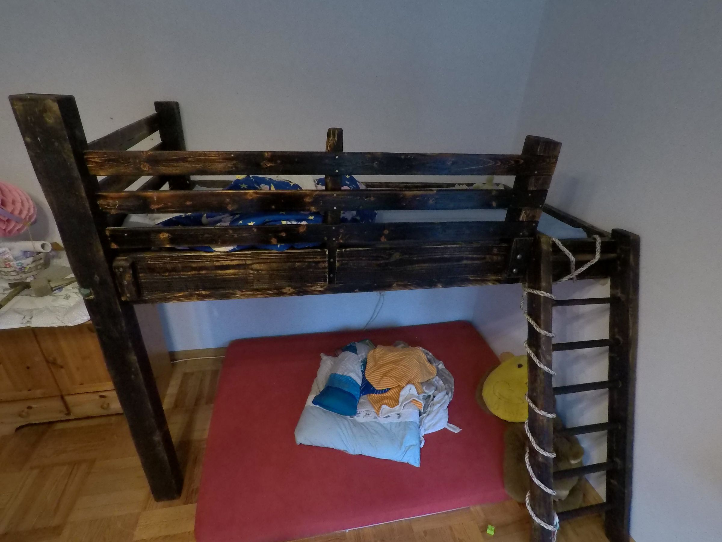 Bunk Bed Out of Reclaimed Wood and With Fire-finish : 10 Steps (with ...