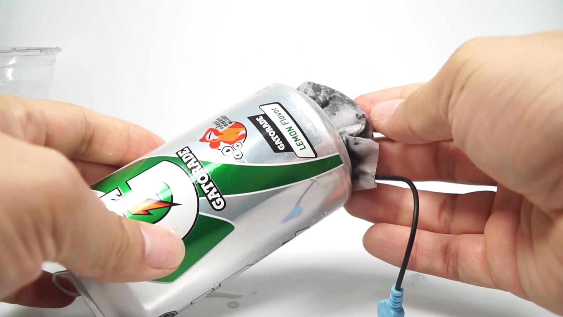 How to Make an Aluminum Can Battery. : 5 Steps - Instructables