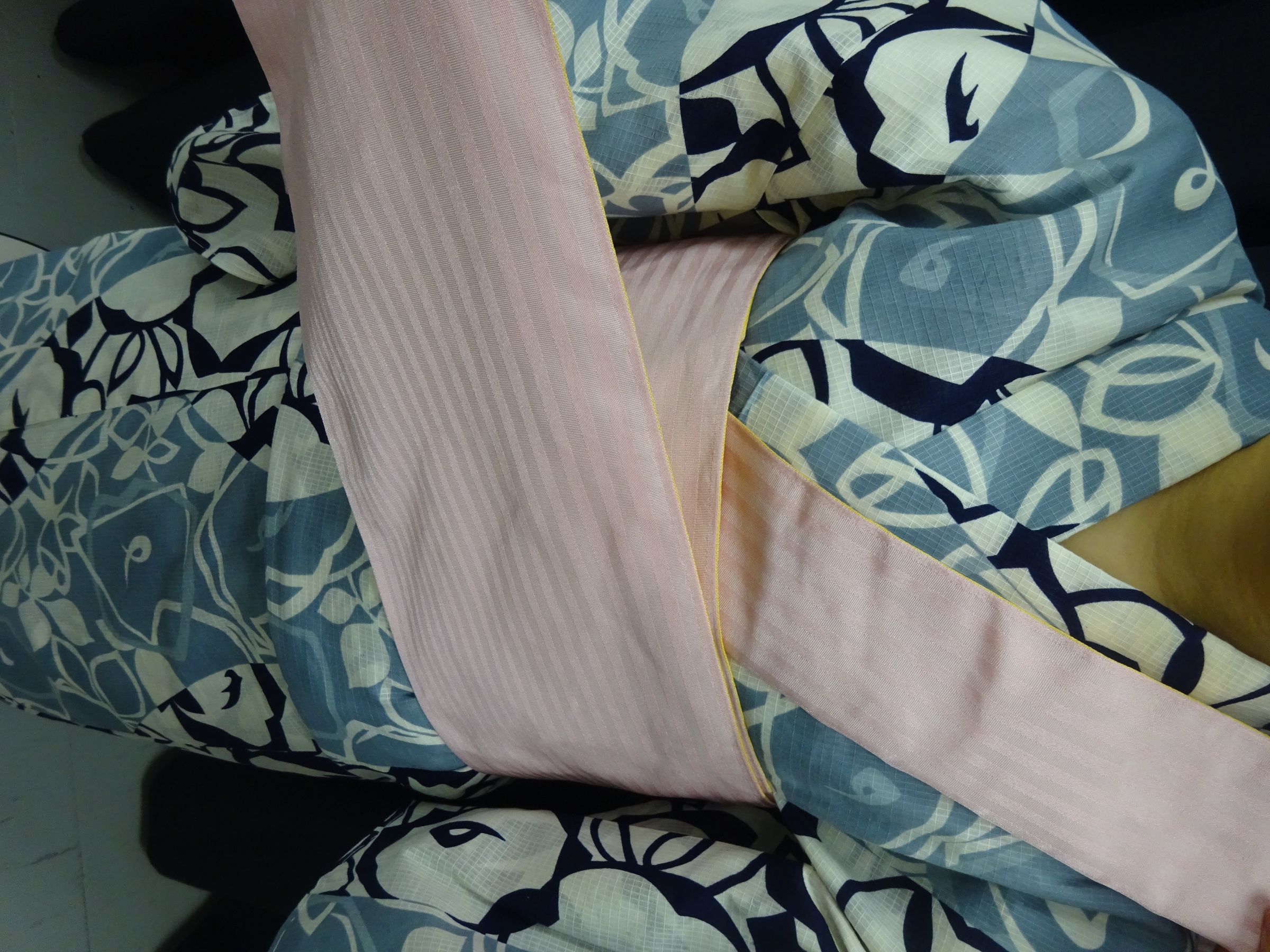 How to Dress in a Yukata : 14 Steps (with Pictures) - Instructables