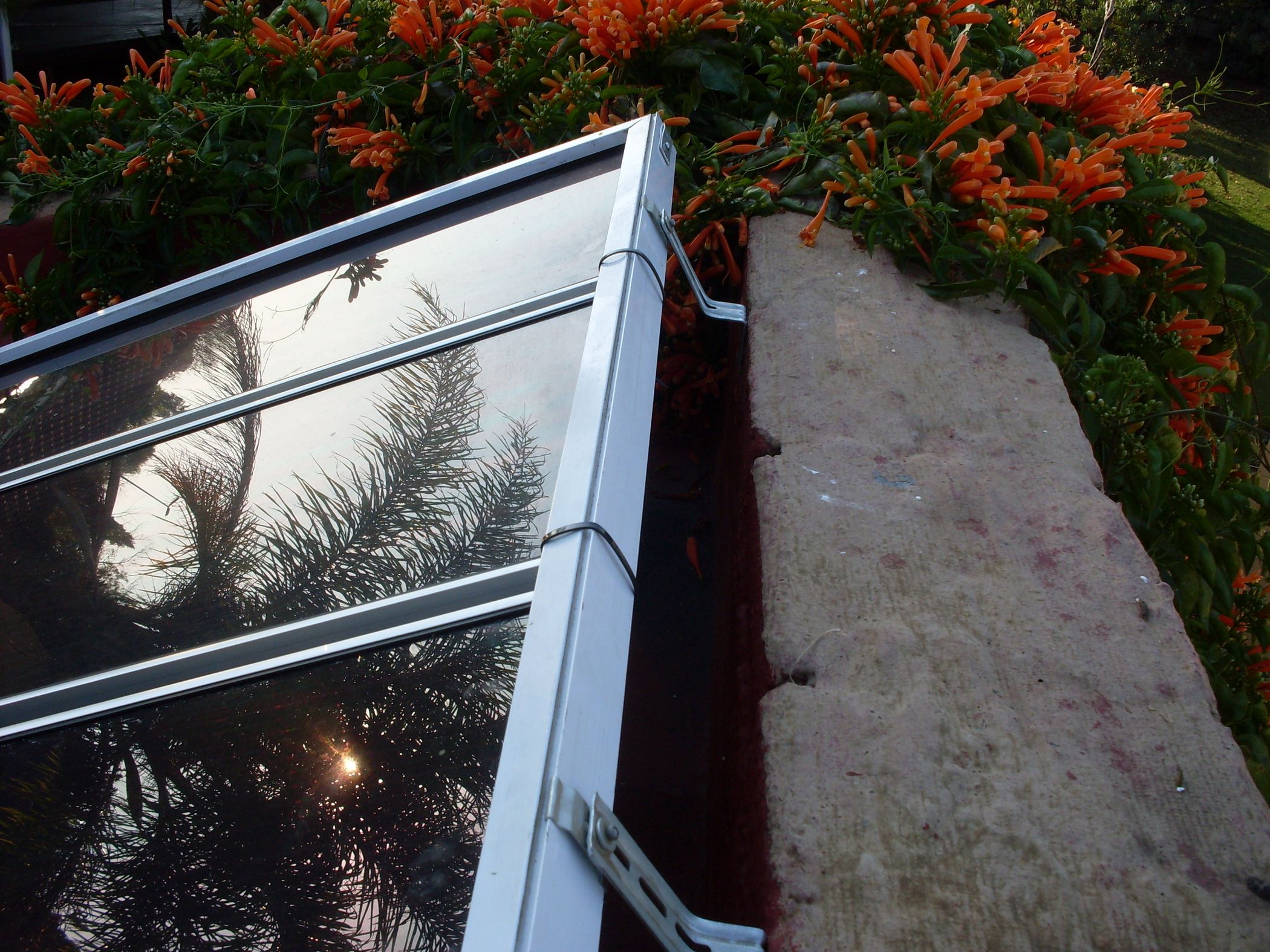 Mounting Multiple Solar Panels Using Old Window Blind Rails and ...