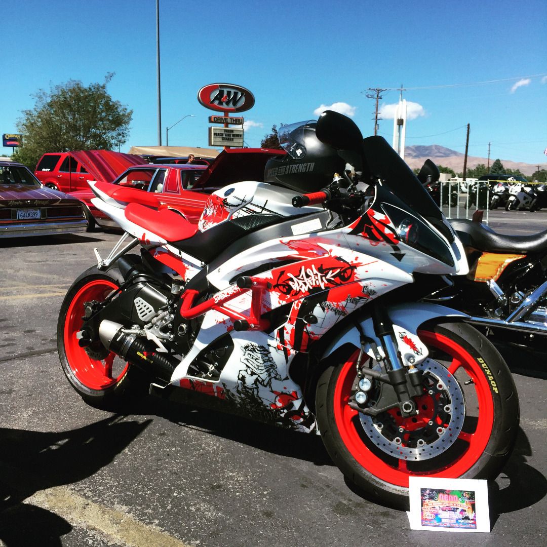 Custom Yamaha R6