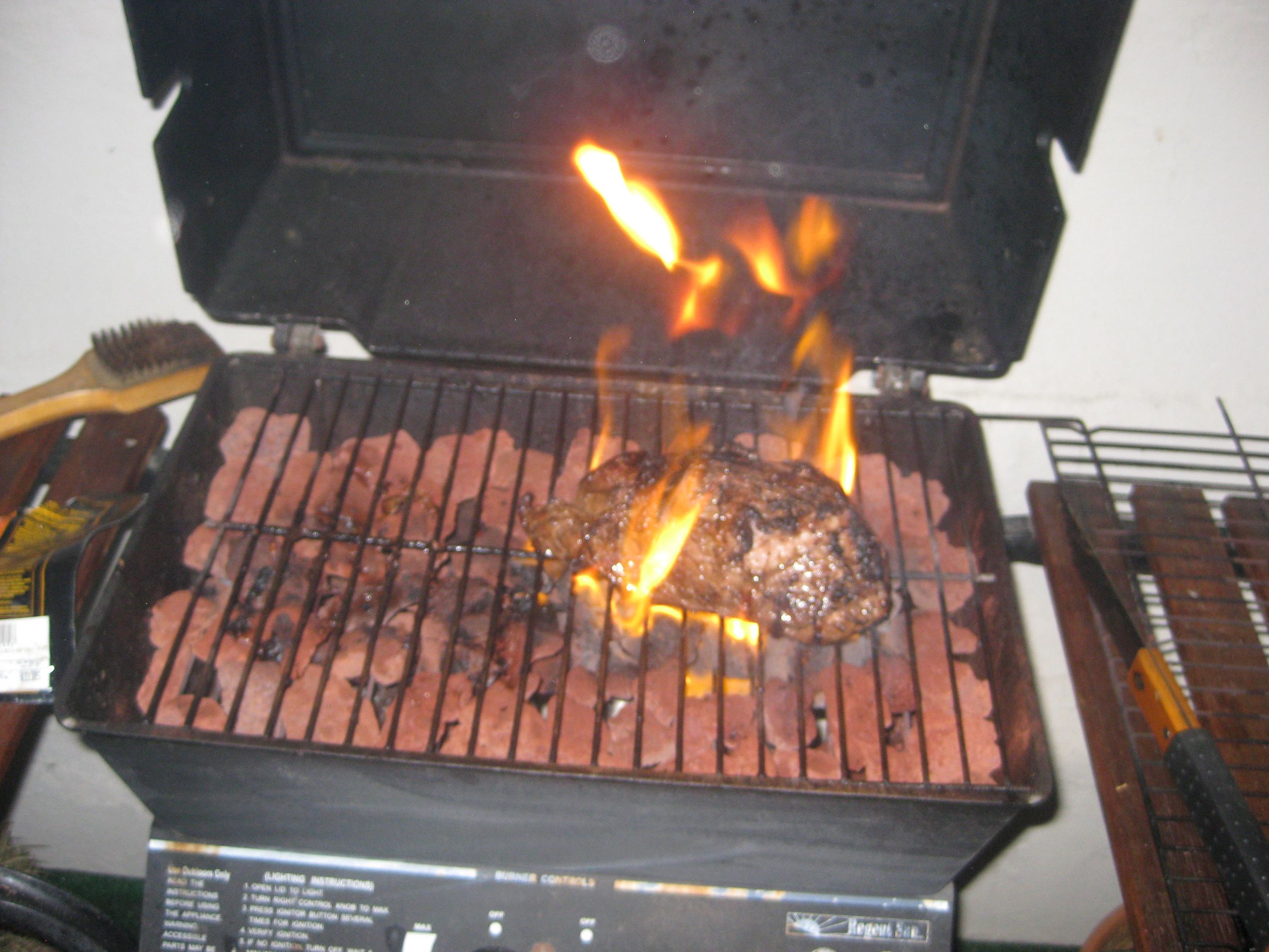 Installing a Temperature Gauge in a Gas Grill : 5 Steps (with Pictures ...
