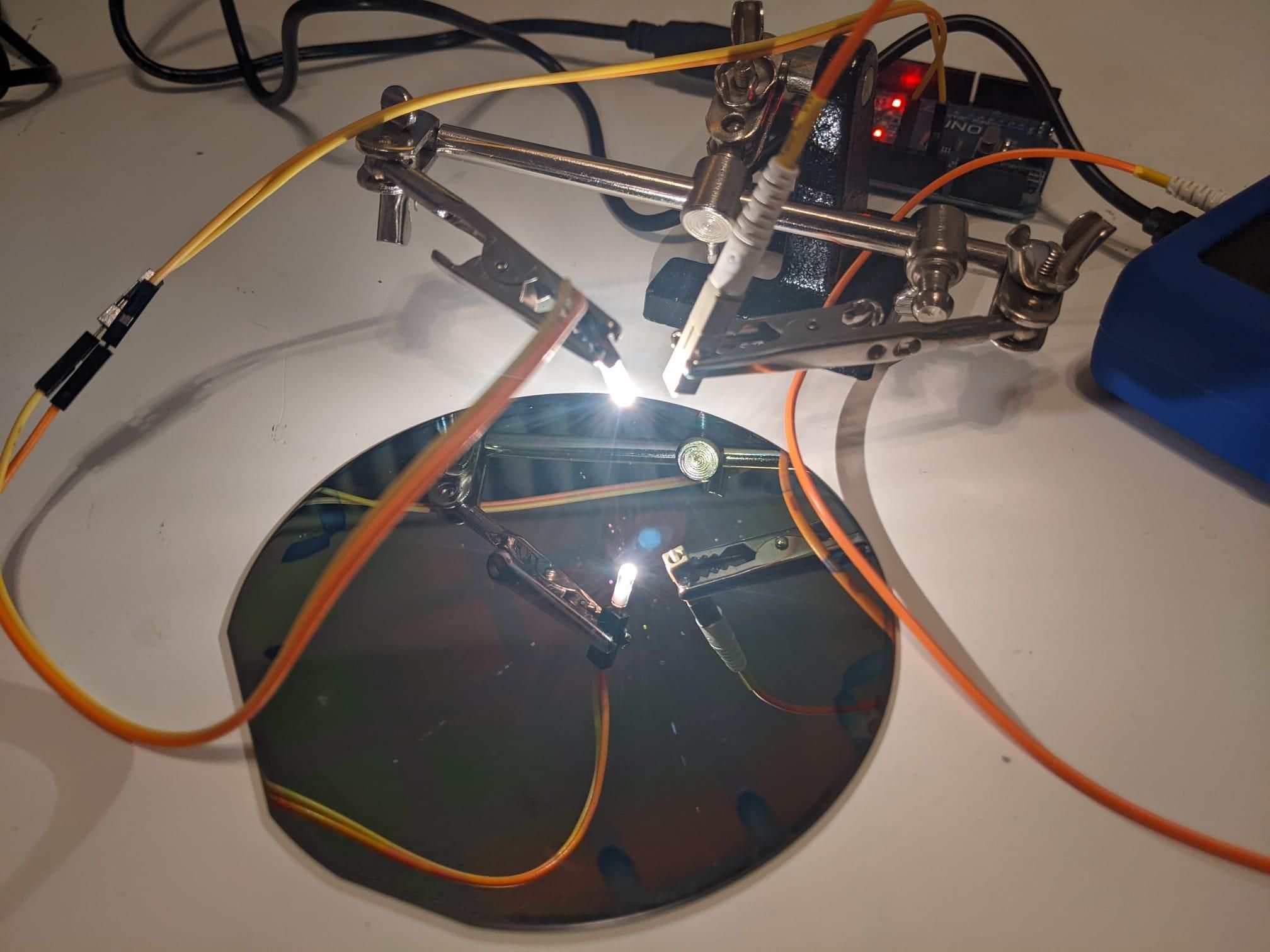 Thin Film Interference Demonstration With a Spectrometer : 4 Steps ...