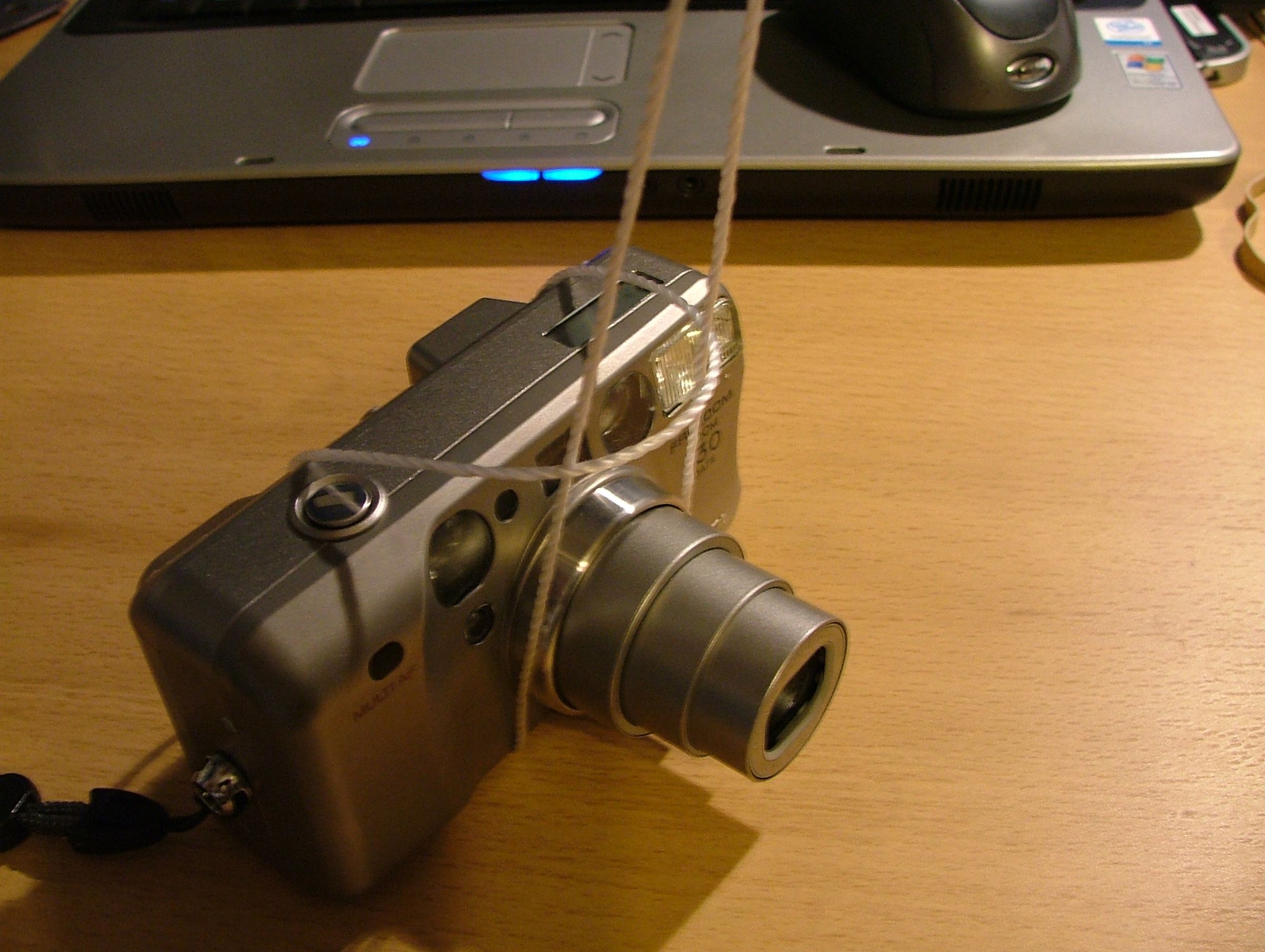 How to Steady a Camera With String : 6 Steps - Instructables
