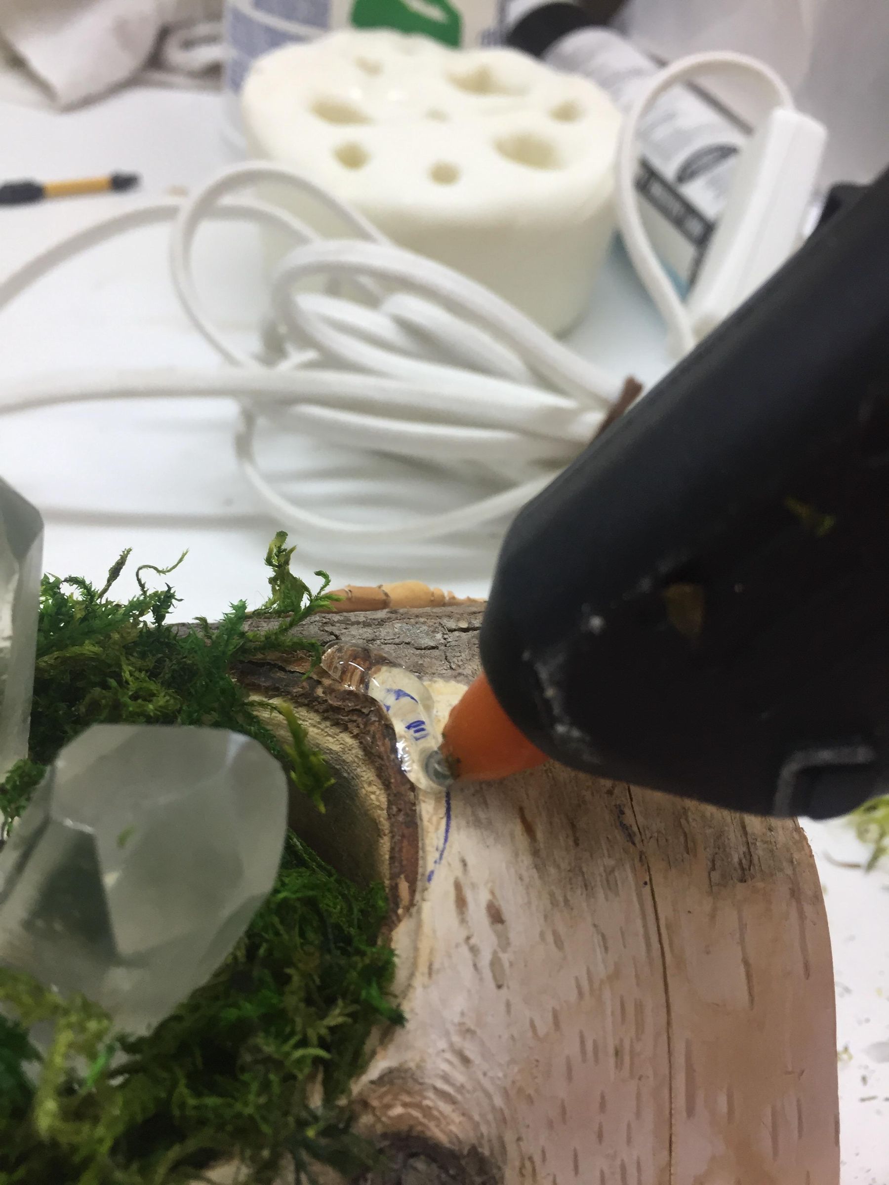 Magical Crystal Log Lamp : 15 Steps (with Pictures) - Instructables