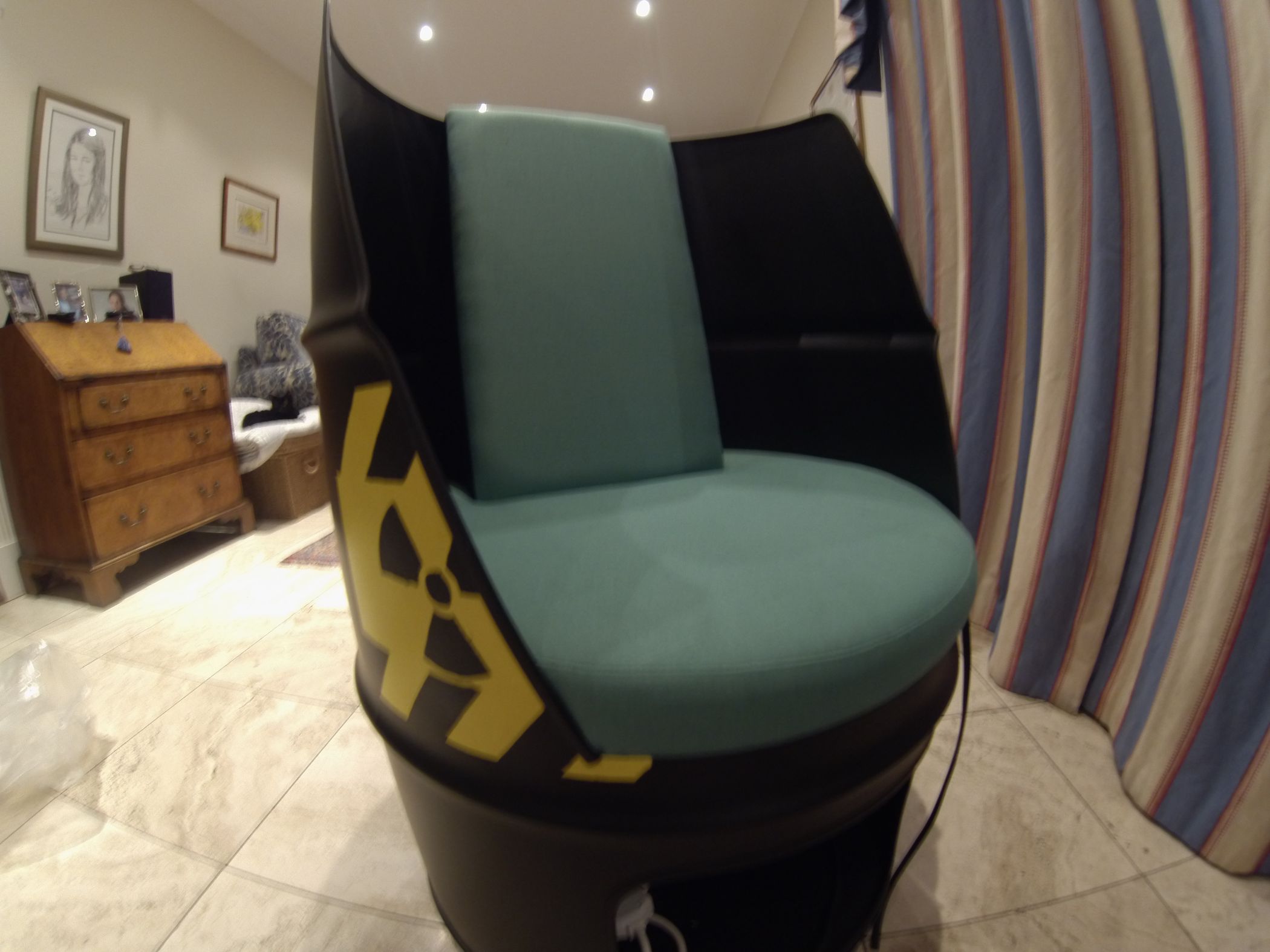 Radioactive Chair : 8 Steps (with Pictures) - Instructables