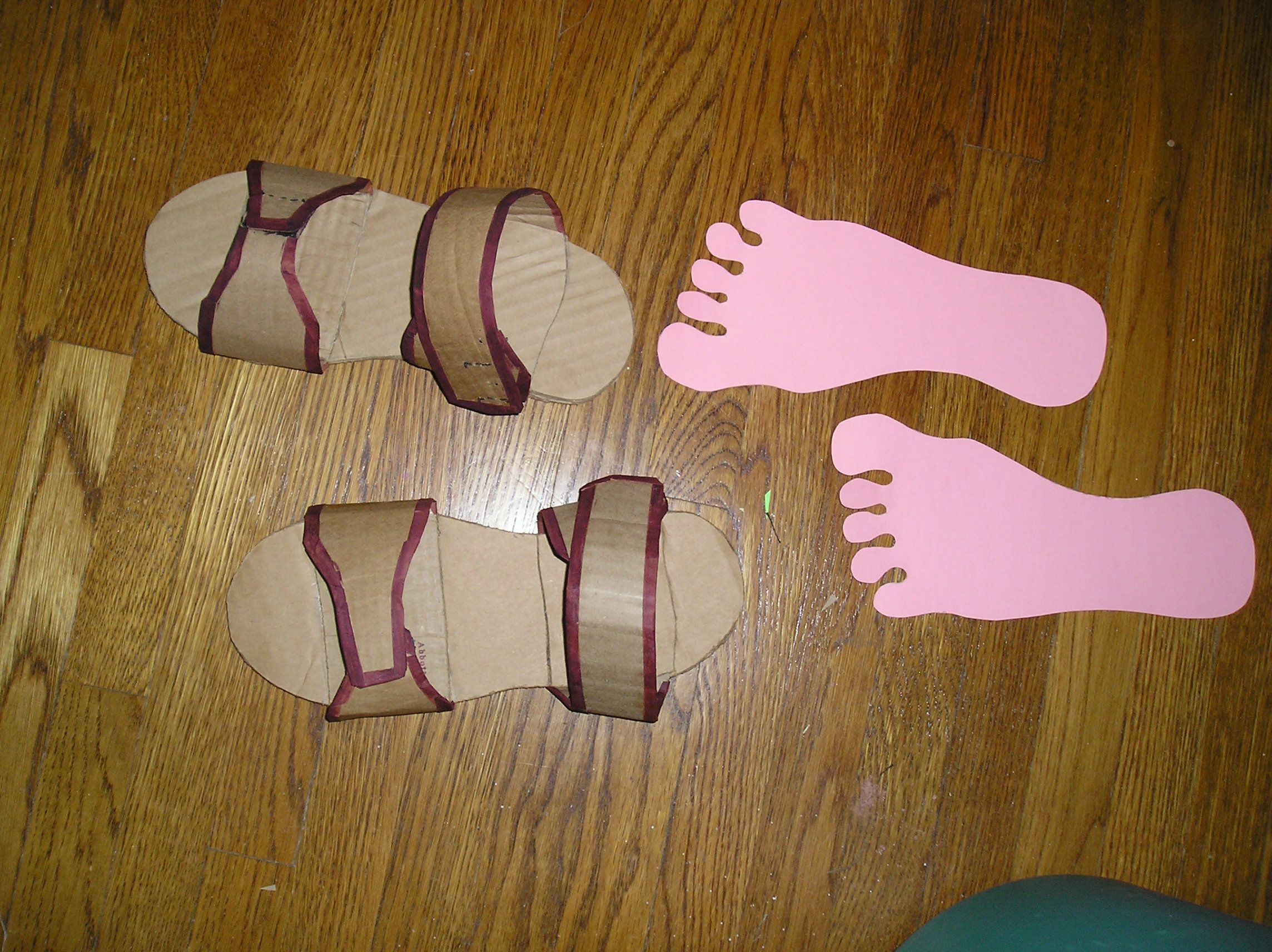 A Pair of Sandals From a Cardboard Box : 8 Steps - Instructables