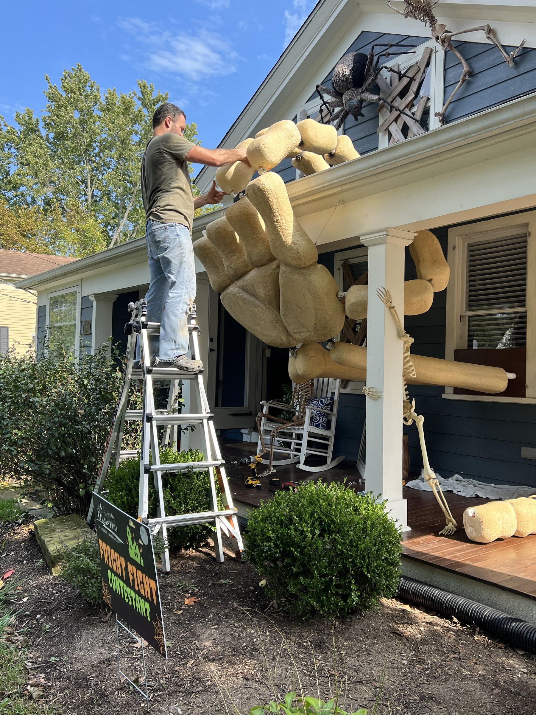 Over Sized Skeleton Breaking Out of My Home : 11 Steps (with Pictures ...