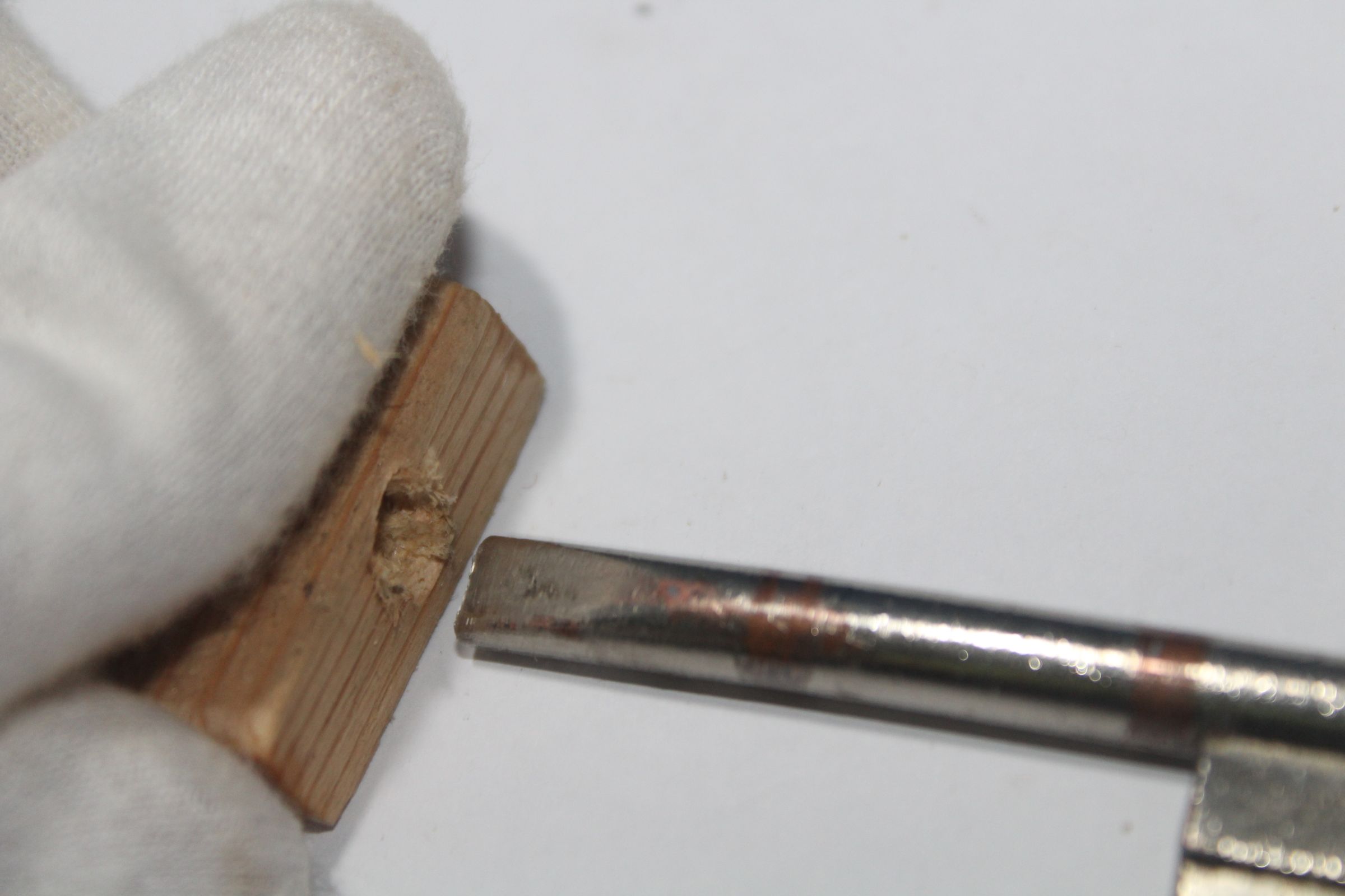 How to Fix a Broken Key Handle : 9 Steps (with Pictures) - Instructables