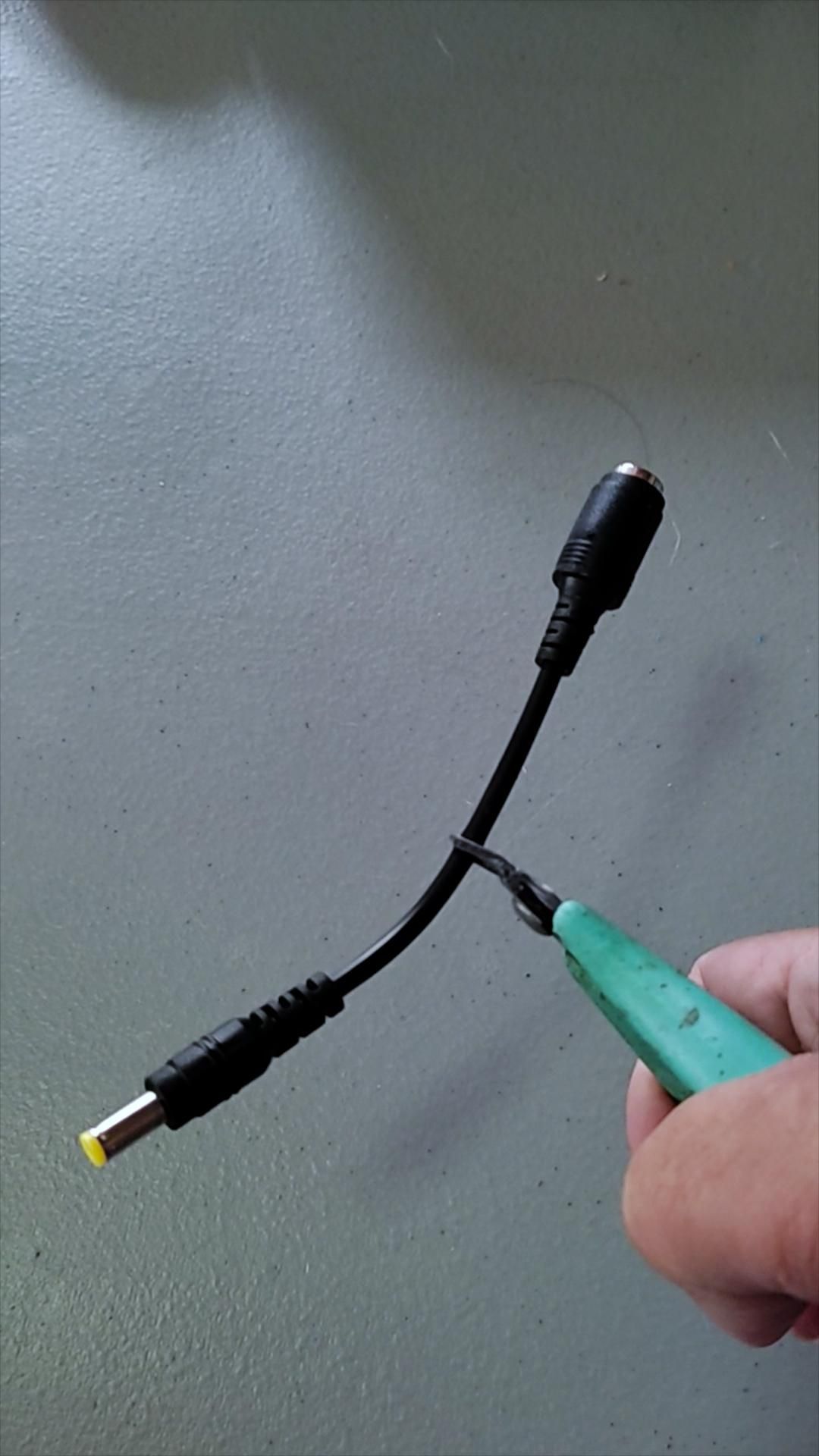 Laptop Power Brick Adaptor for Your LiPo Balance Charger : 3 Steps ...