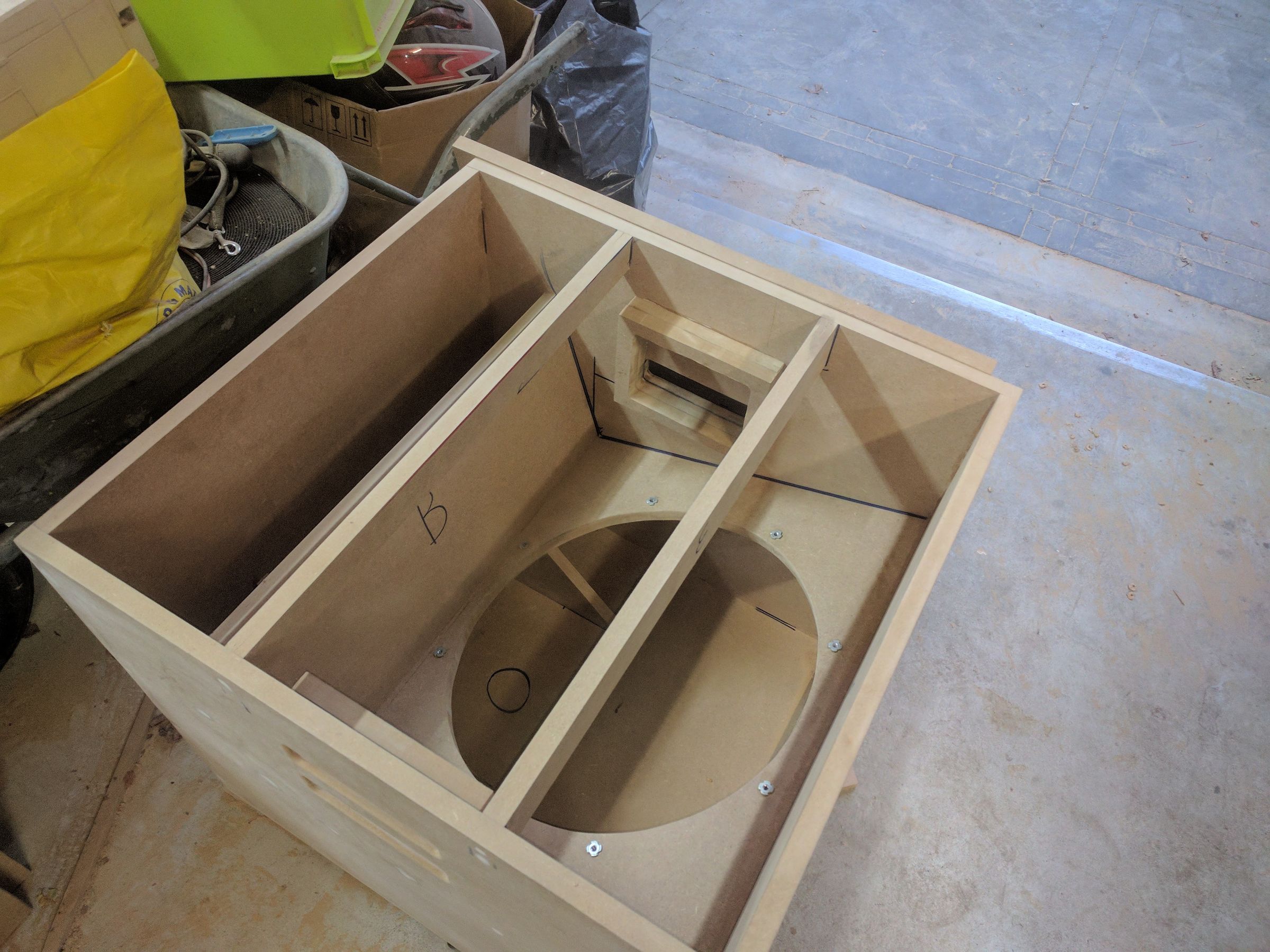 Building a Cubo 18 and Modified Cubo 8 Subwoofer : 5 Steps - Instructables