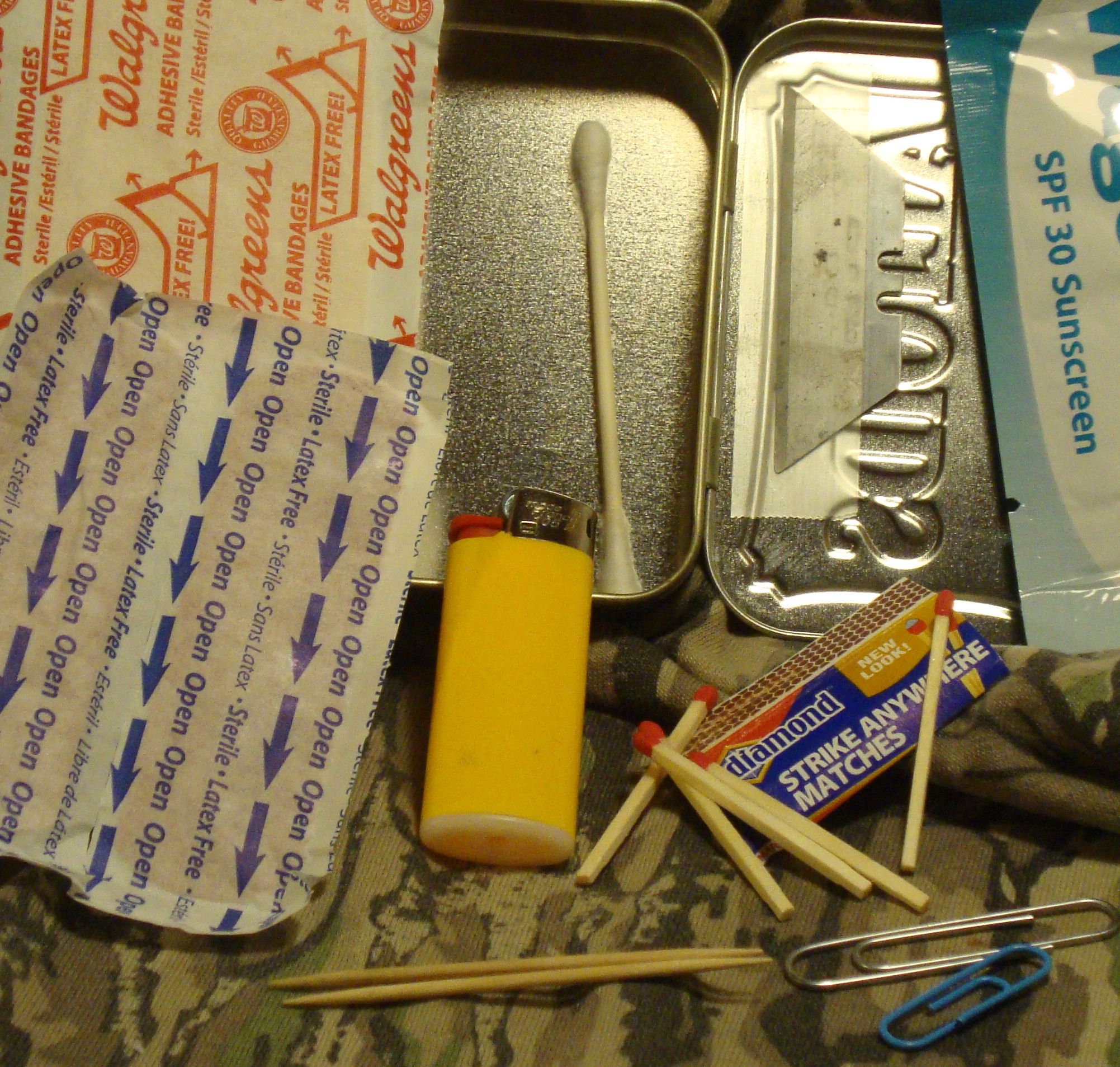 How to Customize Your Altoids Survival Kit : 15 Steps (with Pictures ...