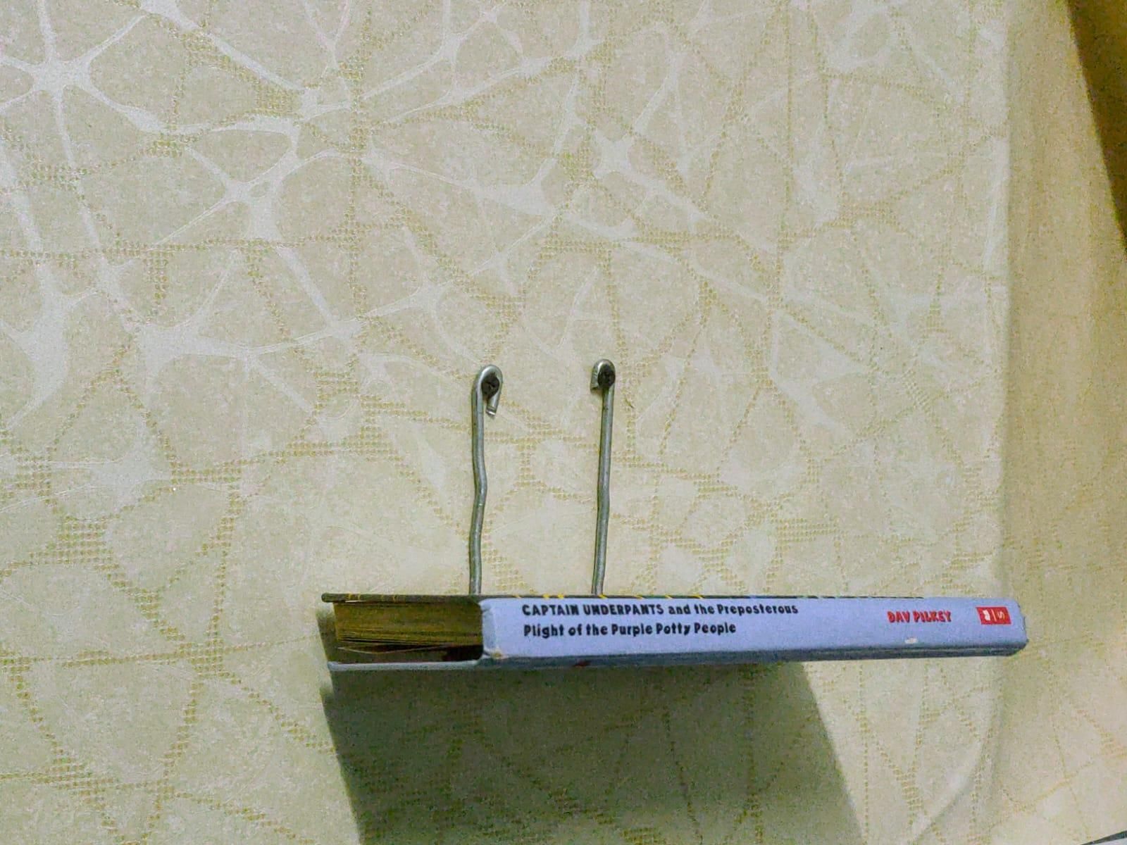 Make DIY Floating Bookshelf for Free : 9 Steps - Instructables