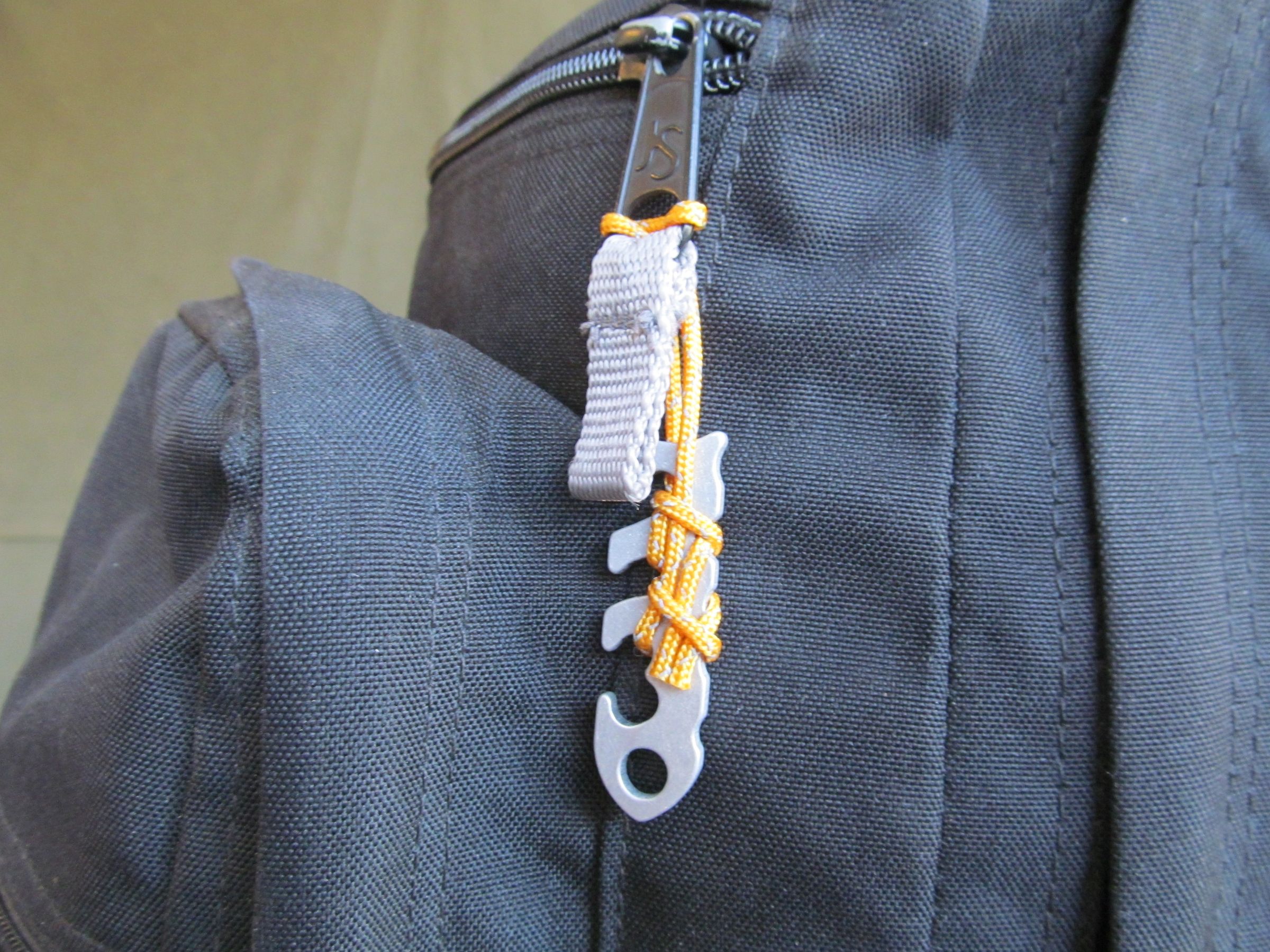 How to Use a Fish Bone Knotless Gear Tie. : 9 Steps (with Pictures ...