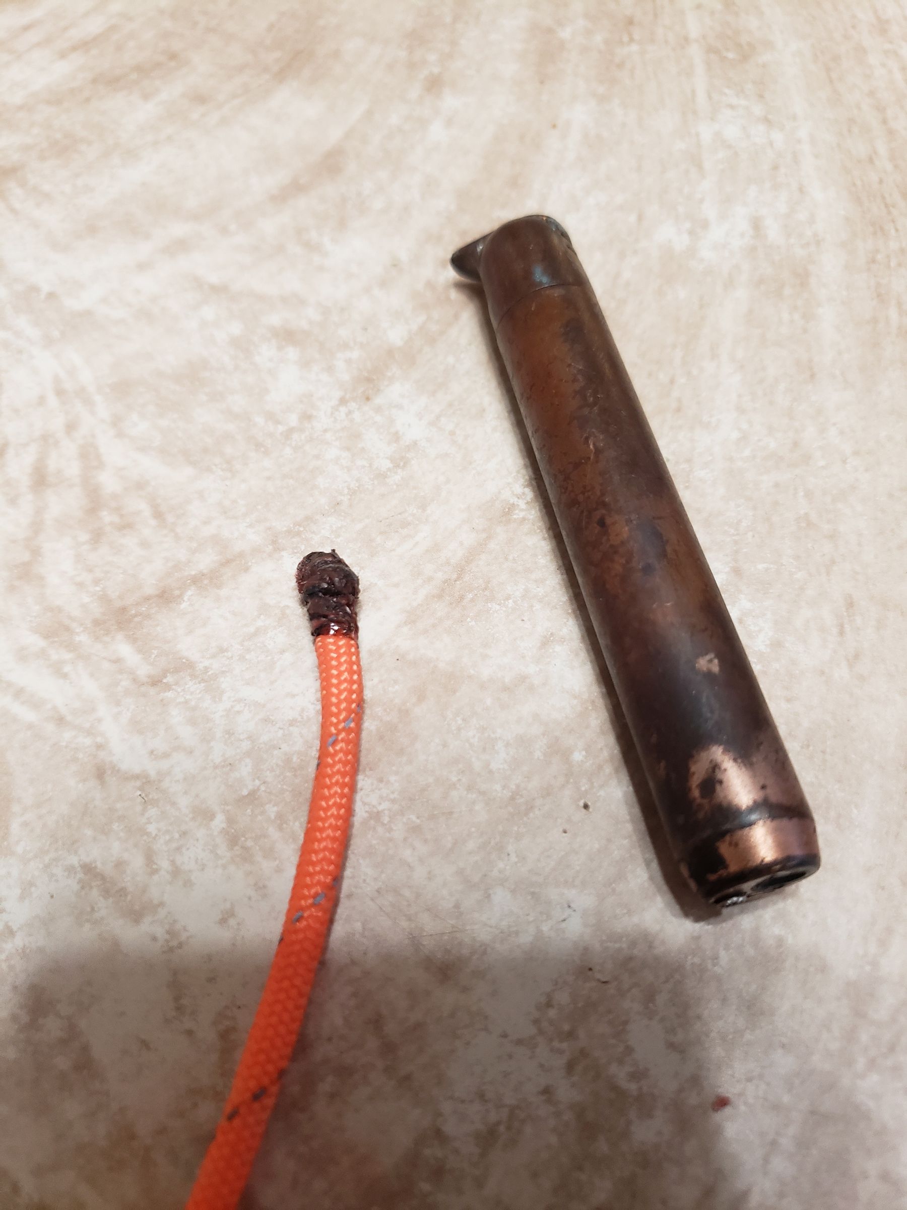 Paracord Daisy Chain : 7 Steps (with Pictures) - Instructables