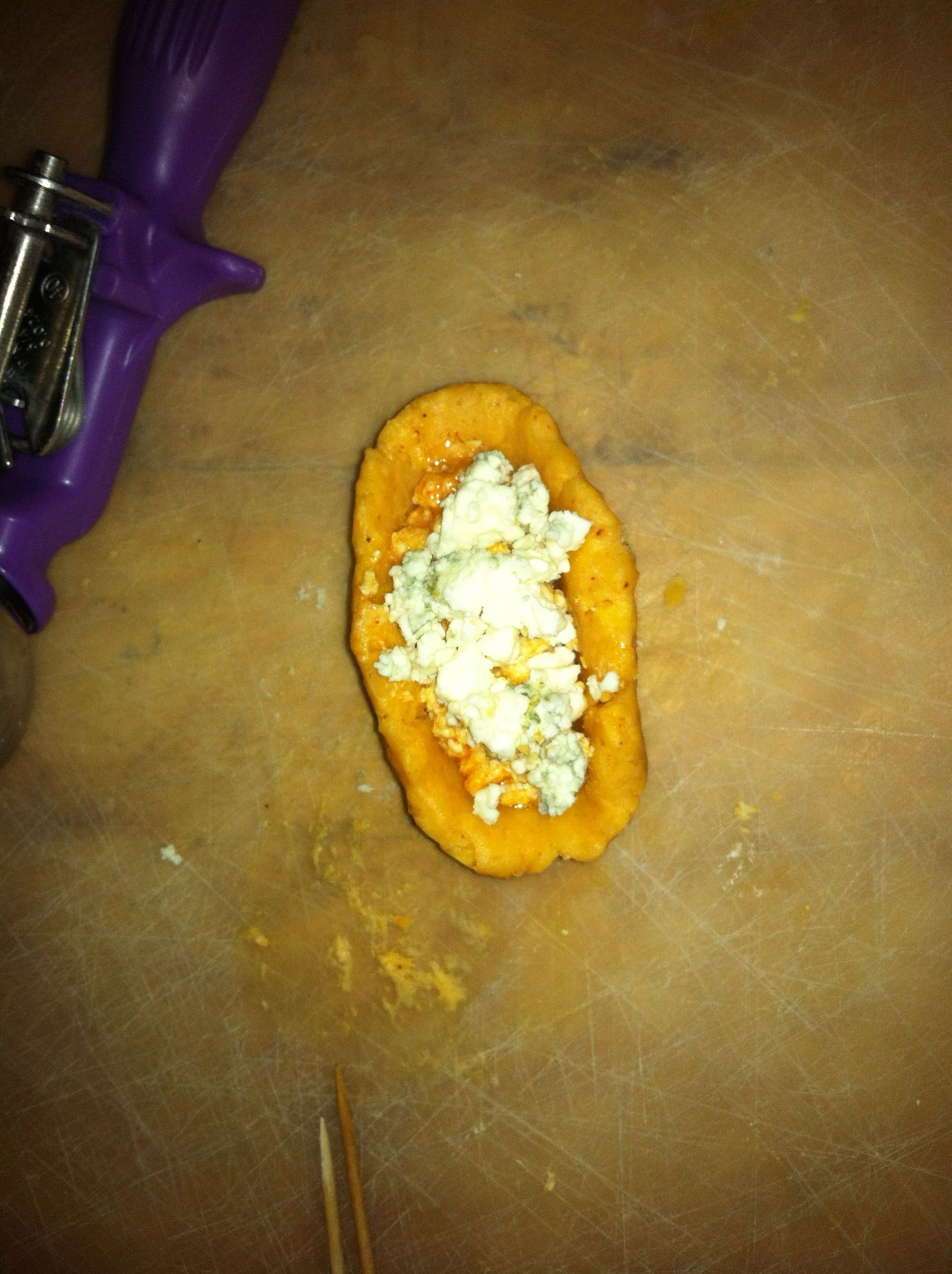 Football Poppers and Super Bowls! : 7 Steps (with Pictures) - Instructables