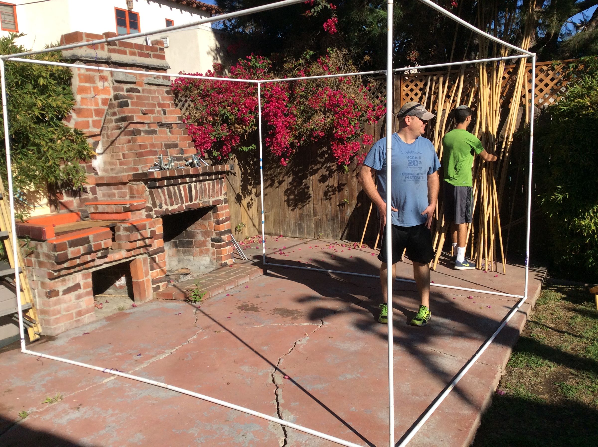 Build a Shelter (sukkah, Booth, Hut) : 8 Steps (with Pictures ...