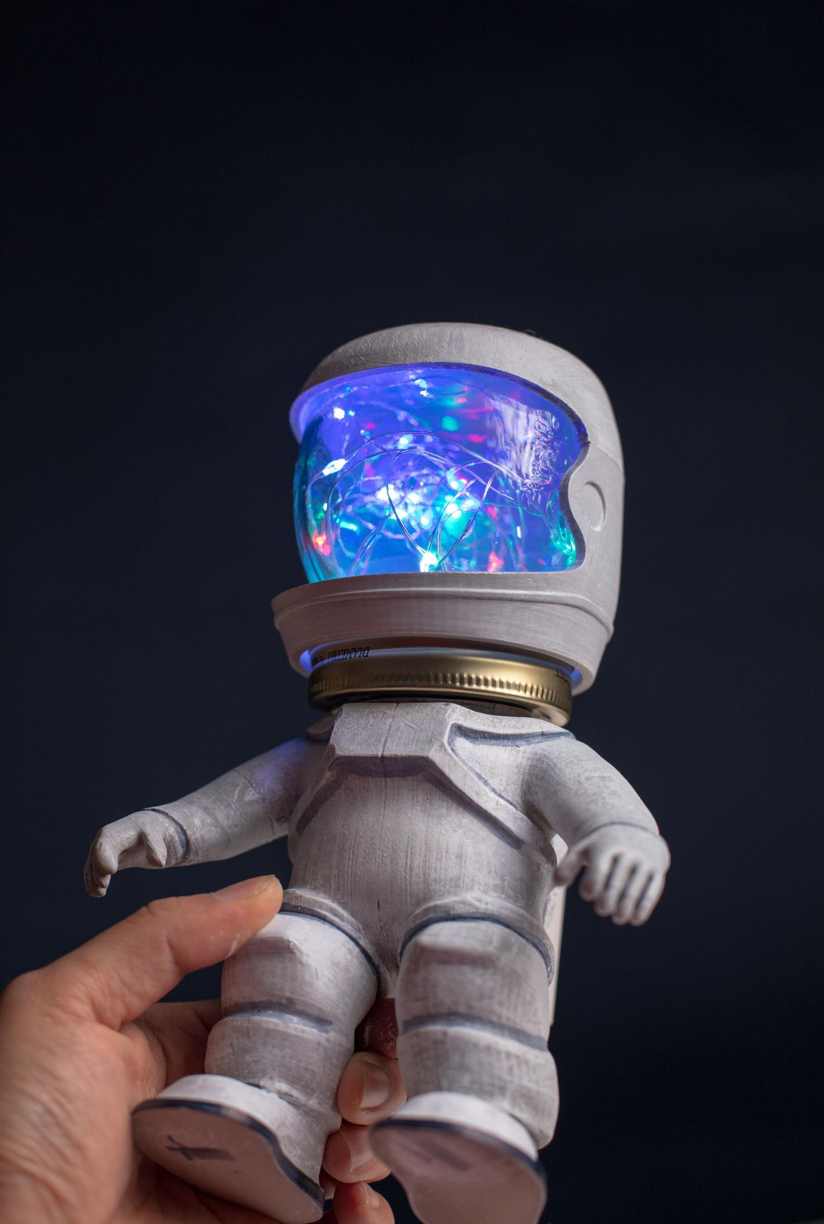Mason Jar Astronaut Sensor Light : 7 Steps (with Pictures) - Instructables