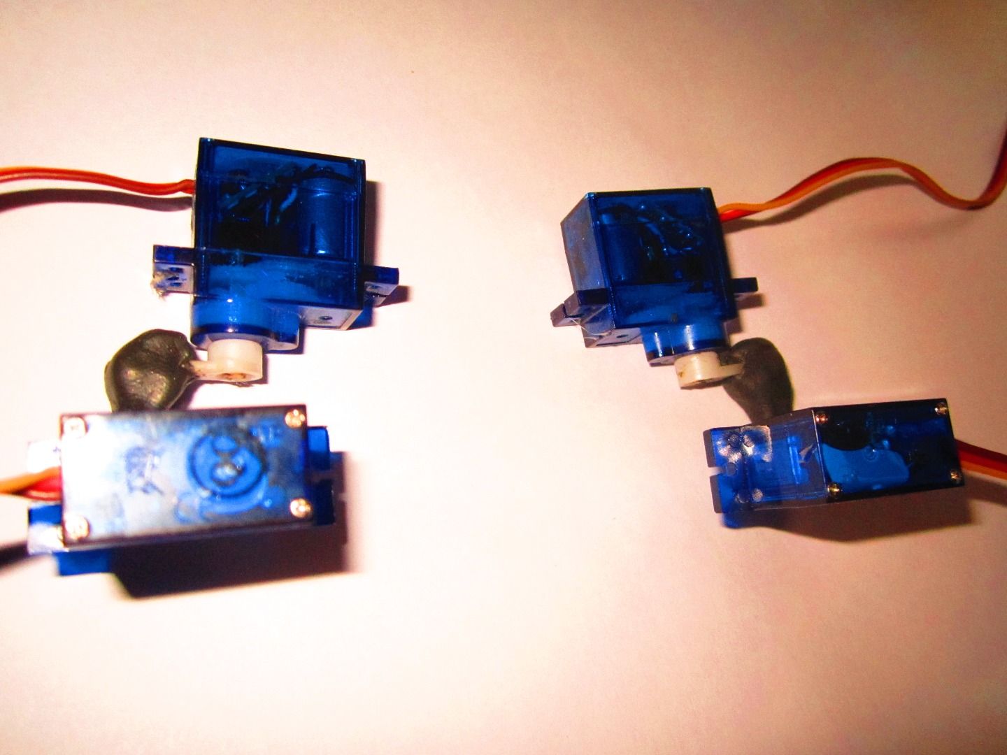 Make a Simple Bipedal Humanoid Robot (Servo Walking Robot) : 7 Steps ...