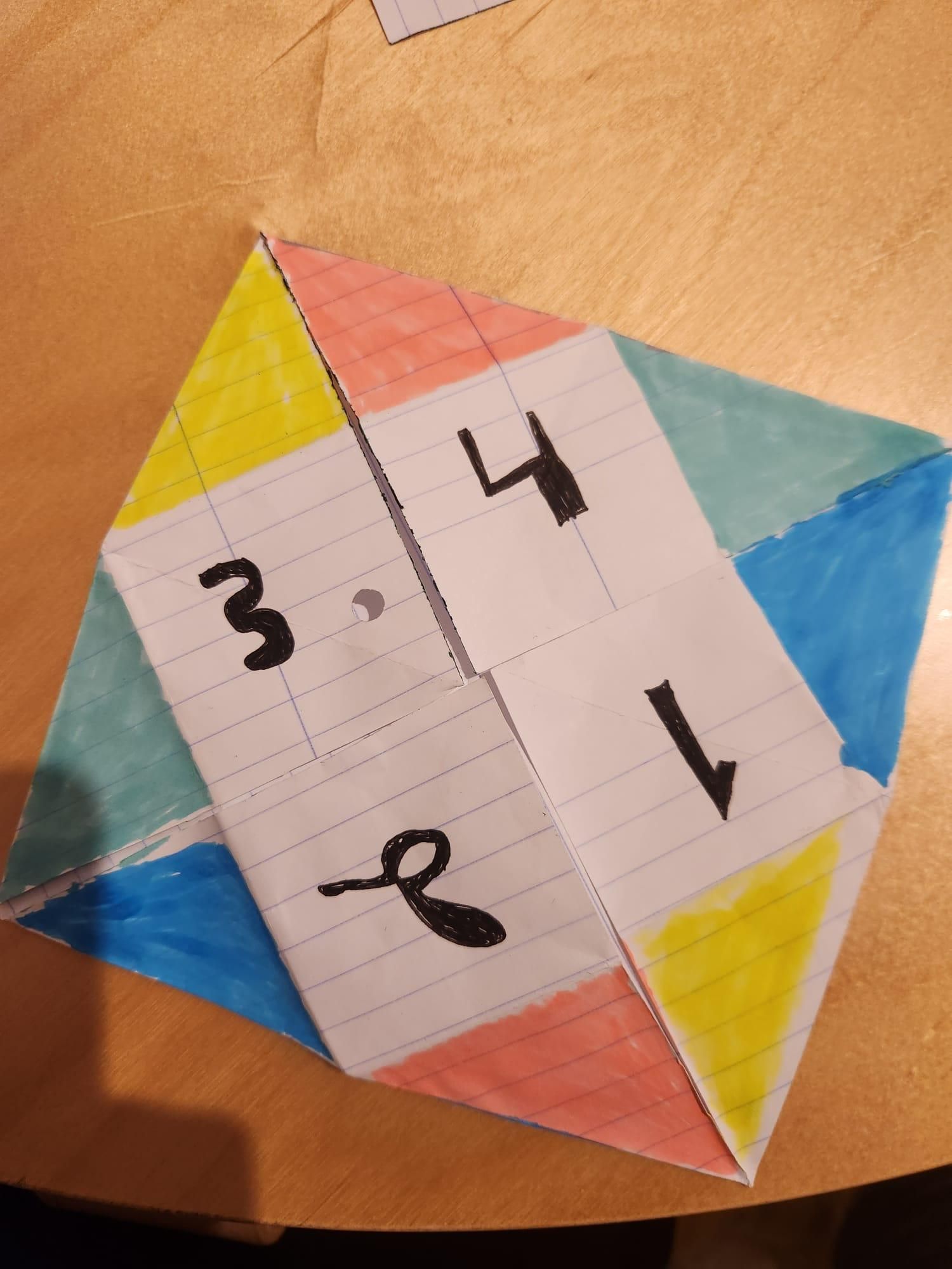 Traditional Playground Paper Toy - Quea Quea : 7 Steps - Instructables