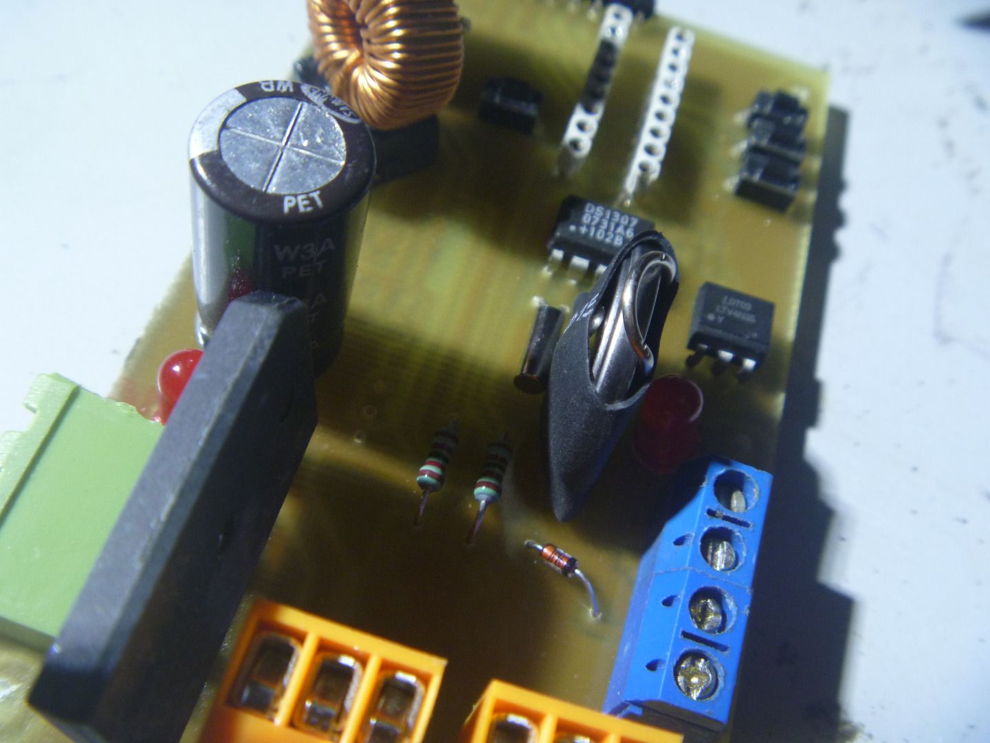 Coin Cell Battery Holder From Paperclip-vertical Mount on Pcb ...