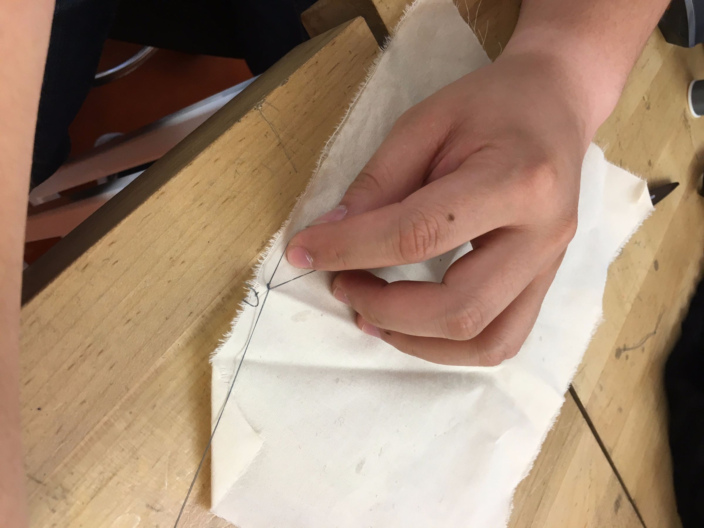 Double Thread Knot Sewing : 4 Steps (with Pictures) - Instructables