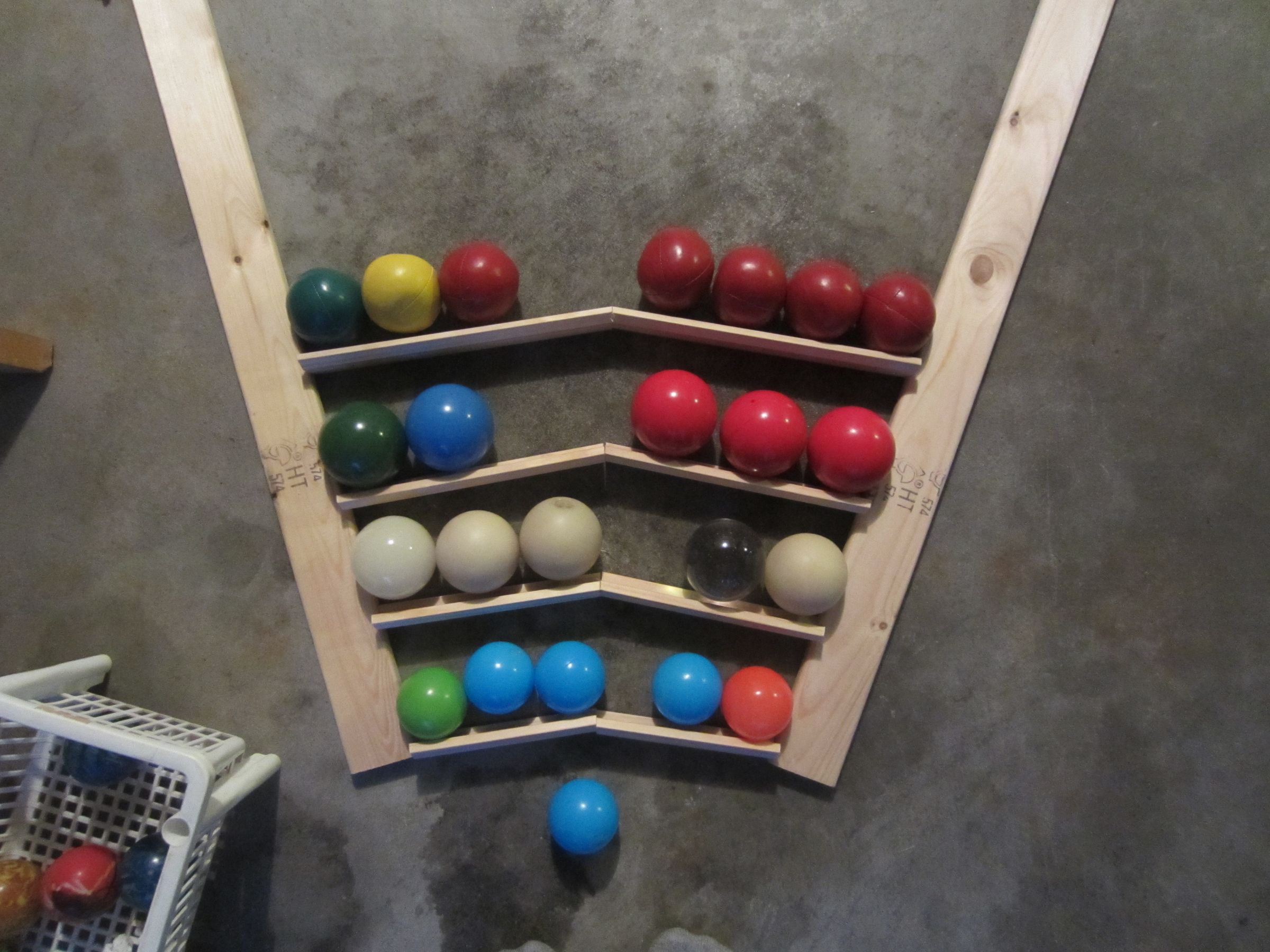 Juggling Ball Storage Rack : 5 Steps (with Pictures) - Instructables