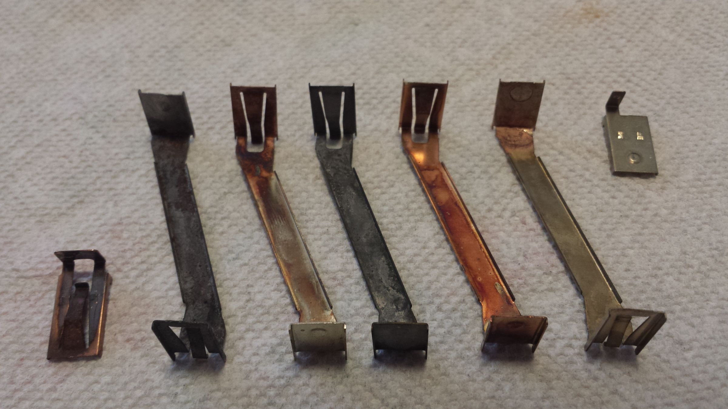 Restoring Corroded Battery Contacts : 7 Steps (with Pictures ...