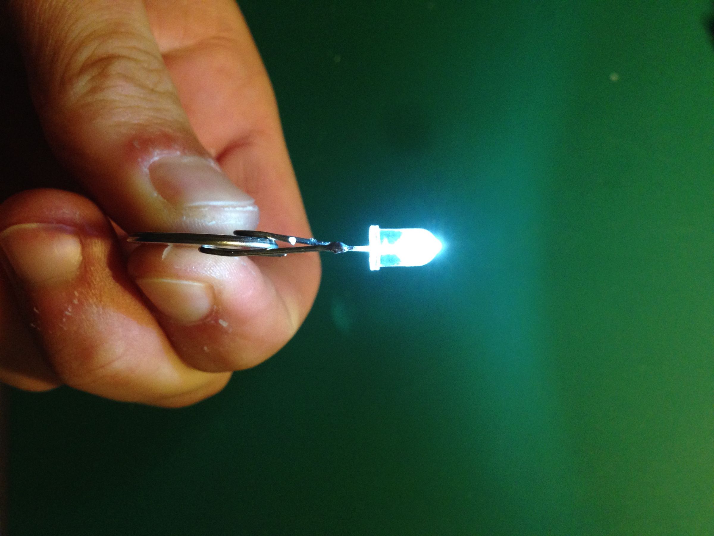 LED Paperclip : 6 Steps (with Pictures) - Instructables
