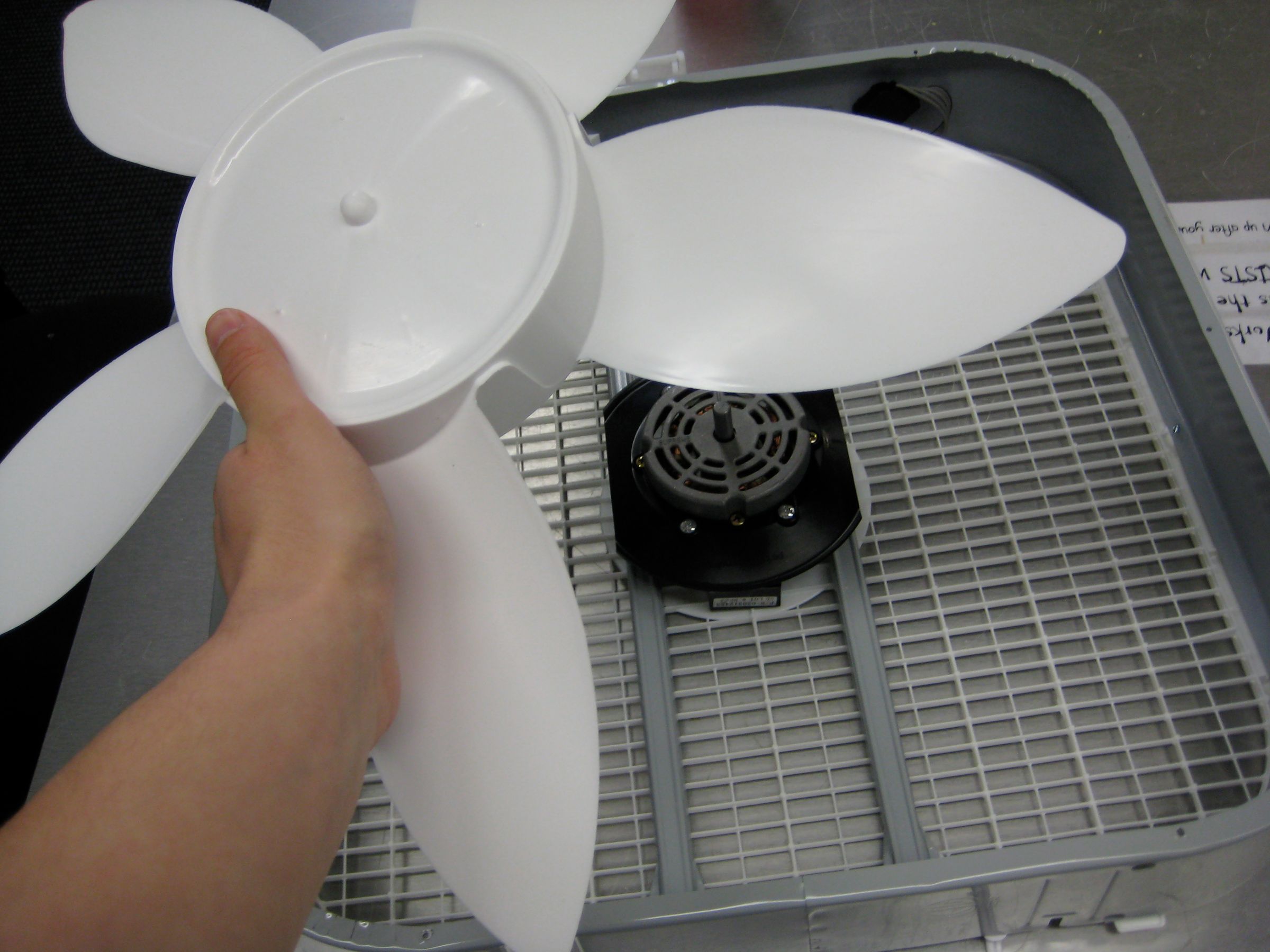 Droning Machine : 14 Steps (with Pictures) - Instructables
