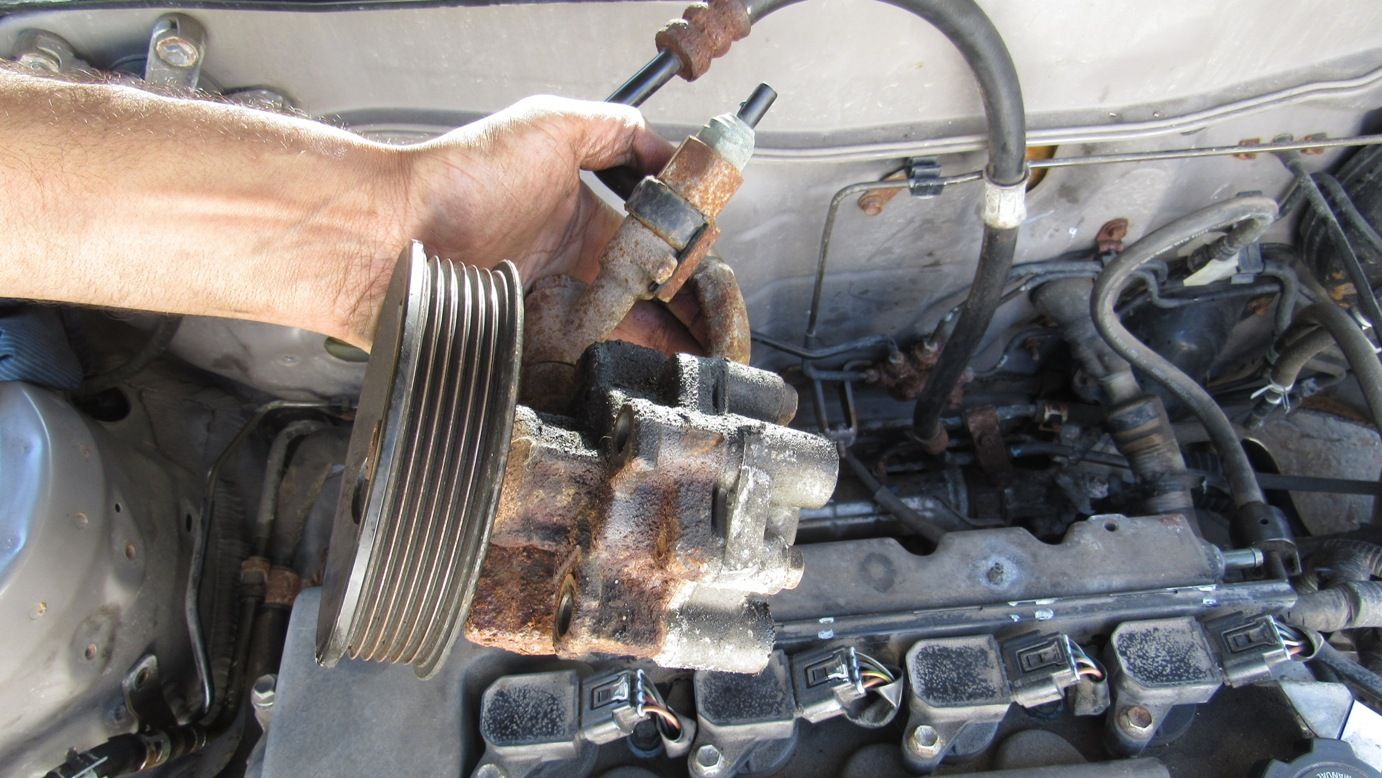 How to Remove a Car Engine : 6 Steps (with Pictures) - Instructables