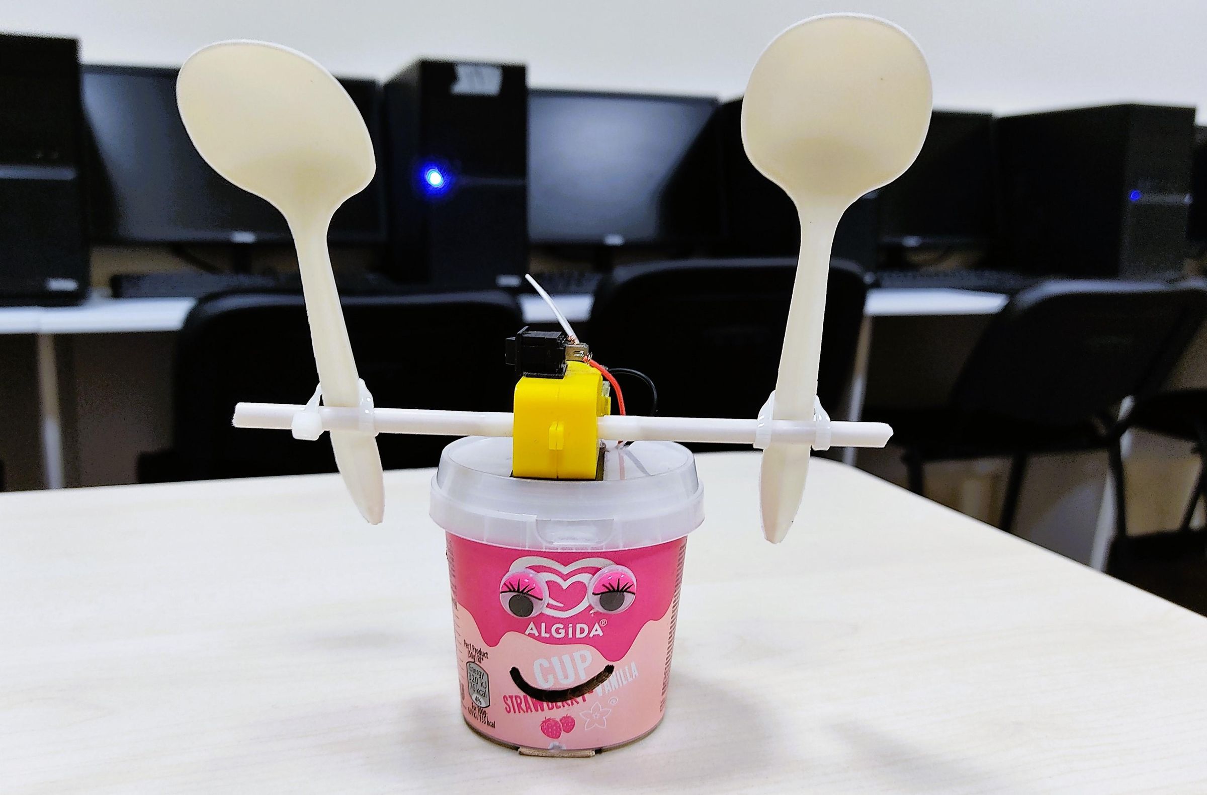 Robotics for School: Create Four Easy Robots Using Simple Materials ...