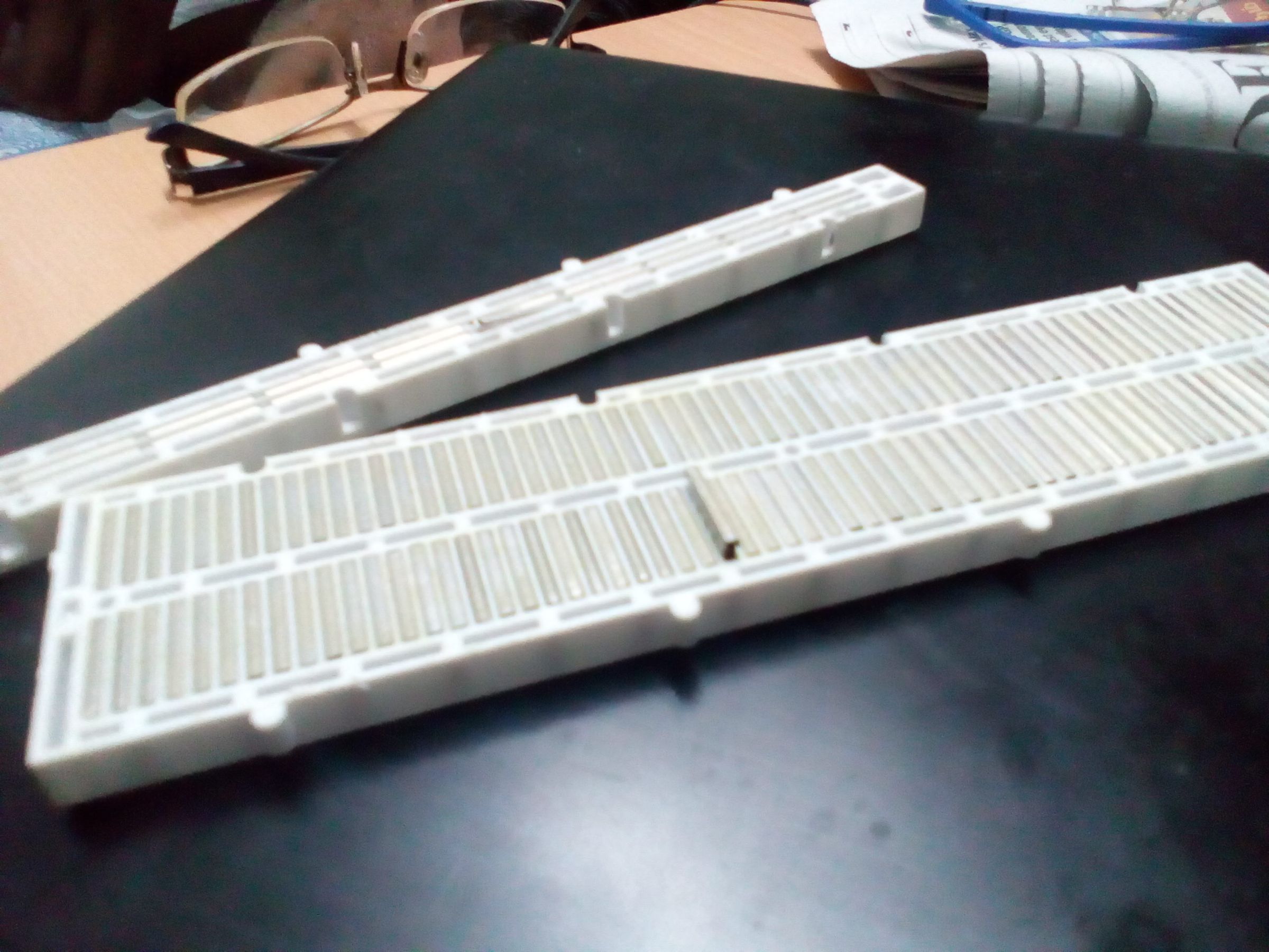 Breadboard Tutorial- What Is Inside the Board! : 3 Steps - Instructables