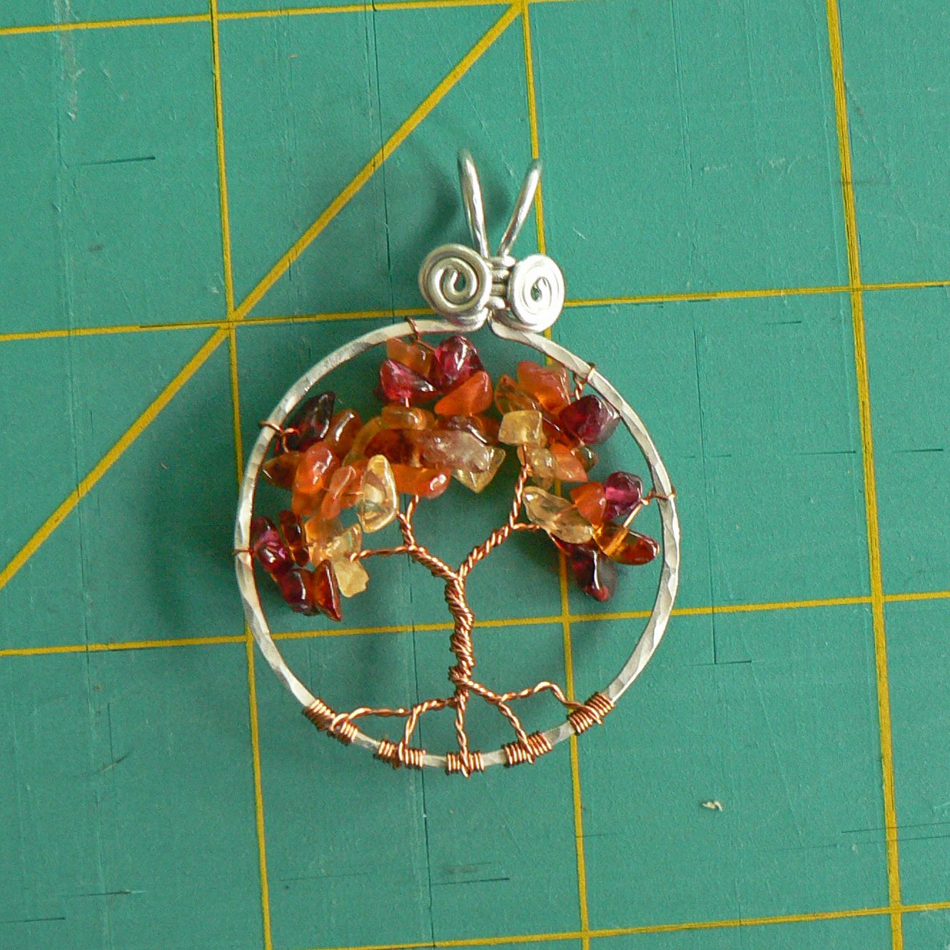 Simple Wire Wrap Tree Tutorial : 10 Steps (with Pictures) - Instructables