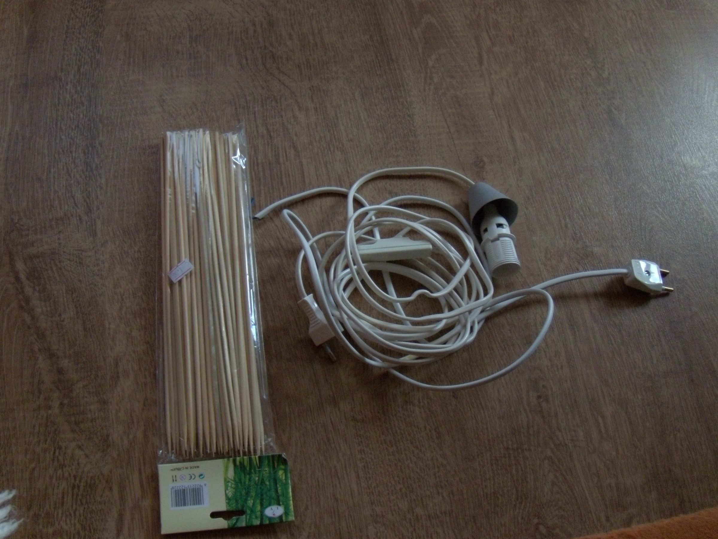 Wood Frame + Chopstick Lampshade : 4 Steps (with Pictures) - Instructables