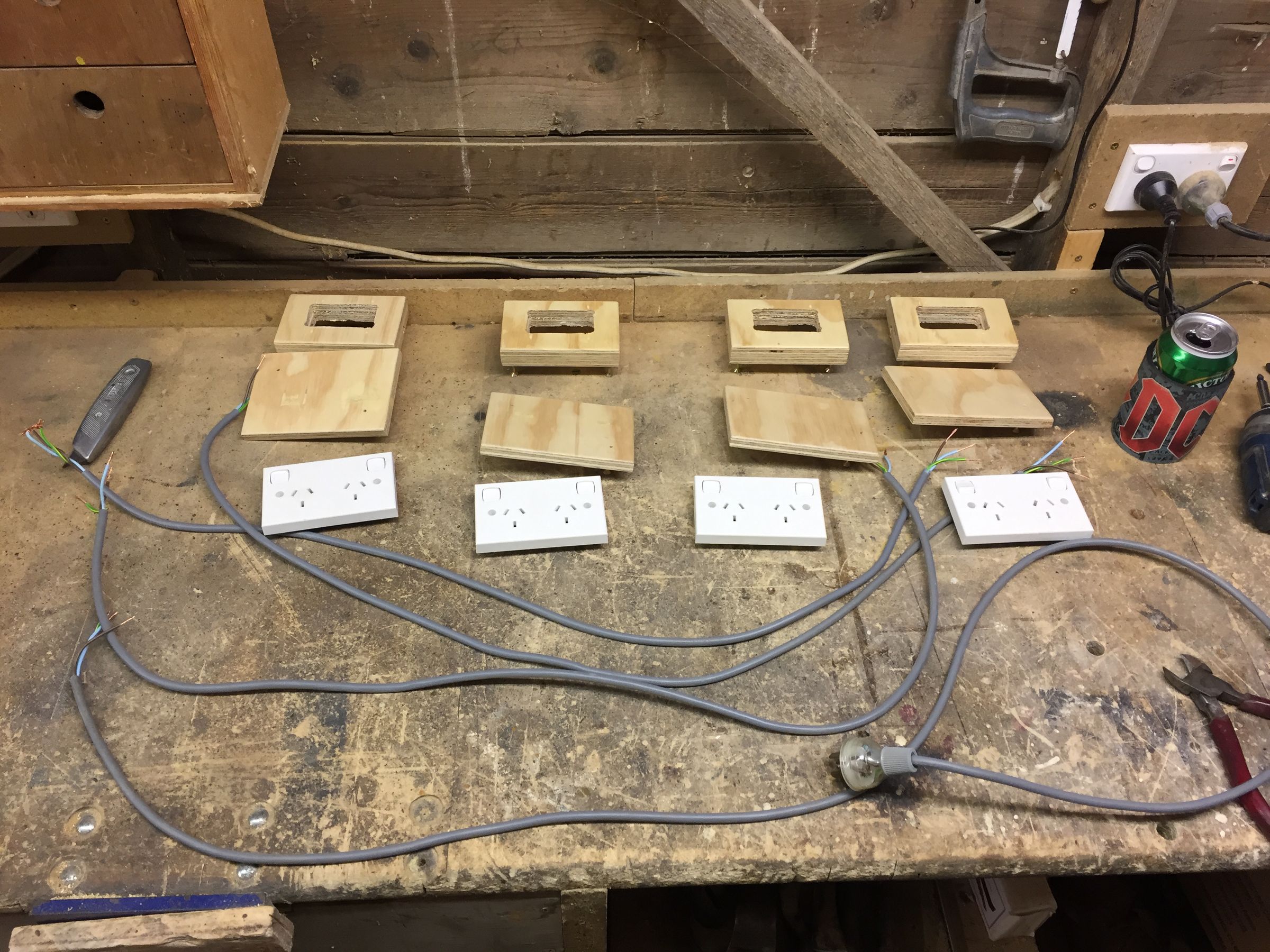 Handy Spaced Powerboard for Work Space : 5 Steps (with Pictures ...