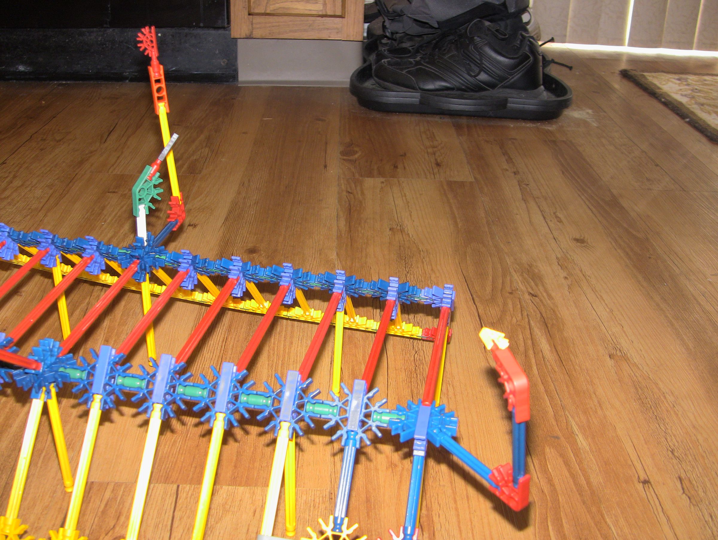 Knex Neon Lightning Coaster Instructions and Video( With New Motor-Less ...