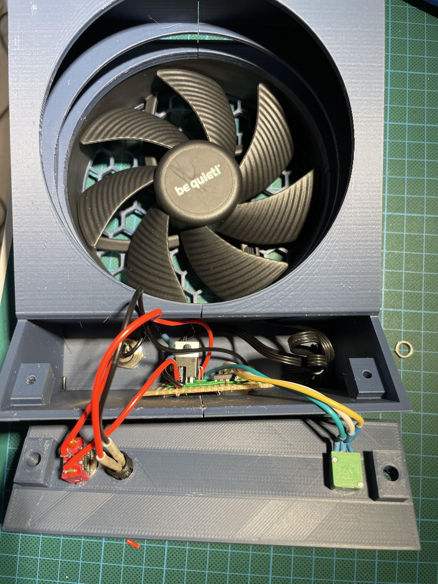 DIY 3D Printed Solder Fume Extractor and Filter : 6 Steps (with ...