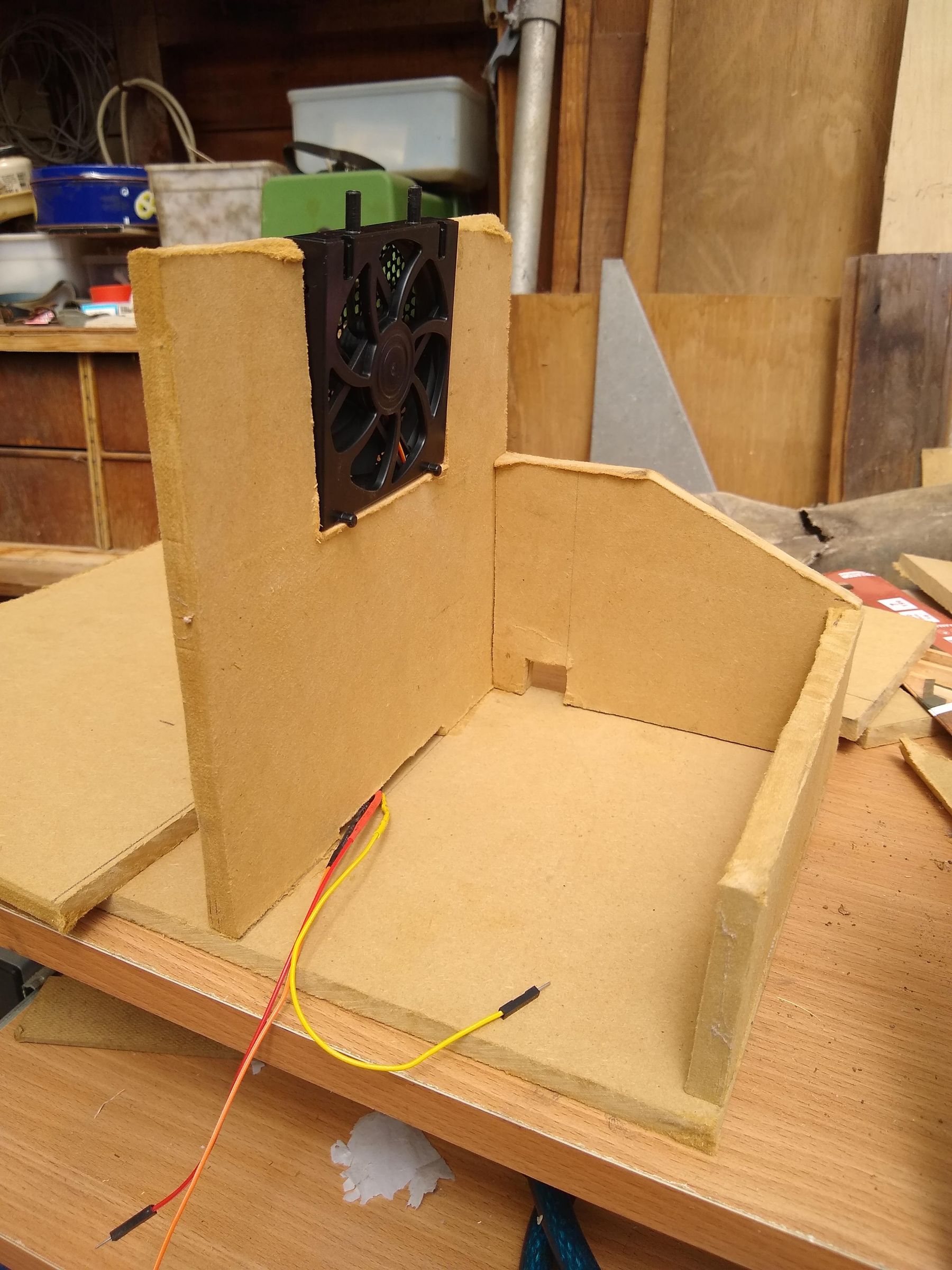 Smart Birdhouse : 5 Steps - Instructables